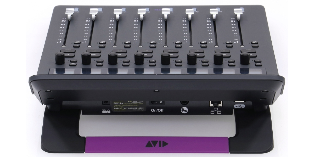 Surface de contrôle Avid S1 : Installation et prise en main pas à pas - SonoVente.com