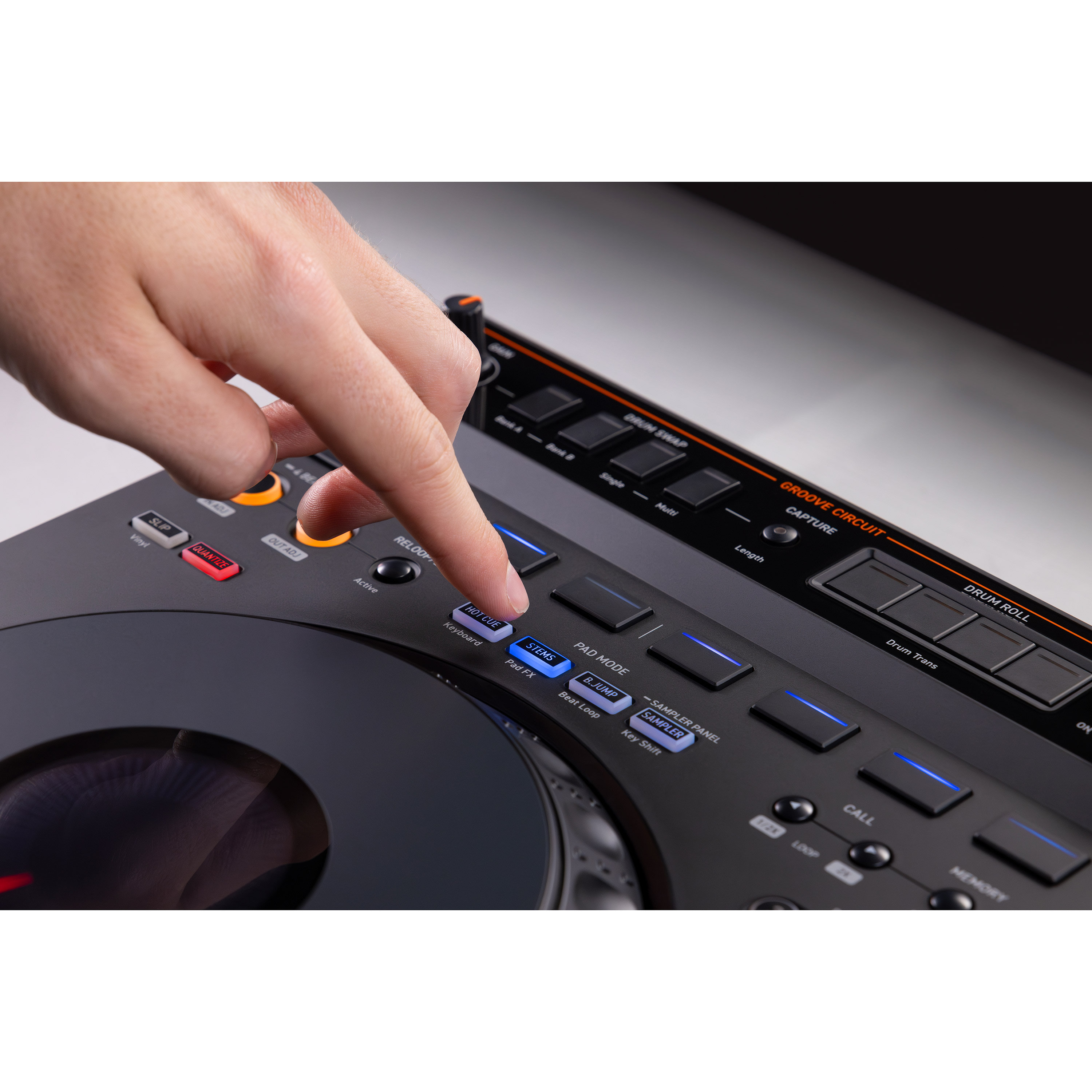 Pioneer DJ Pack DDJ-GRV6 + Classic 5 Pack - Contrôleur DJ USB SonoVente.com