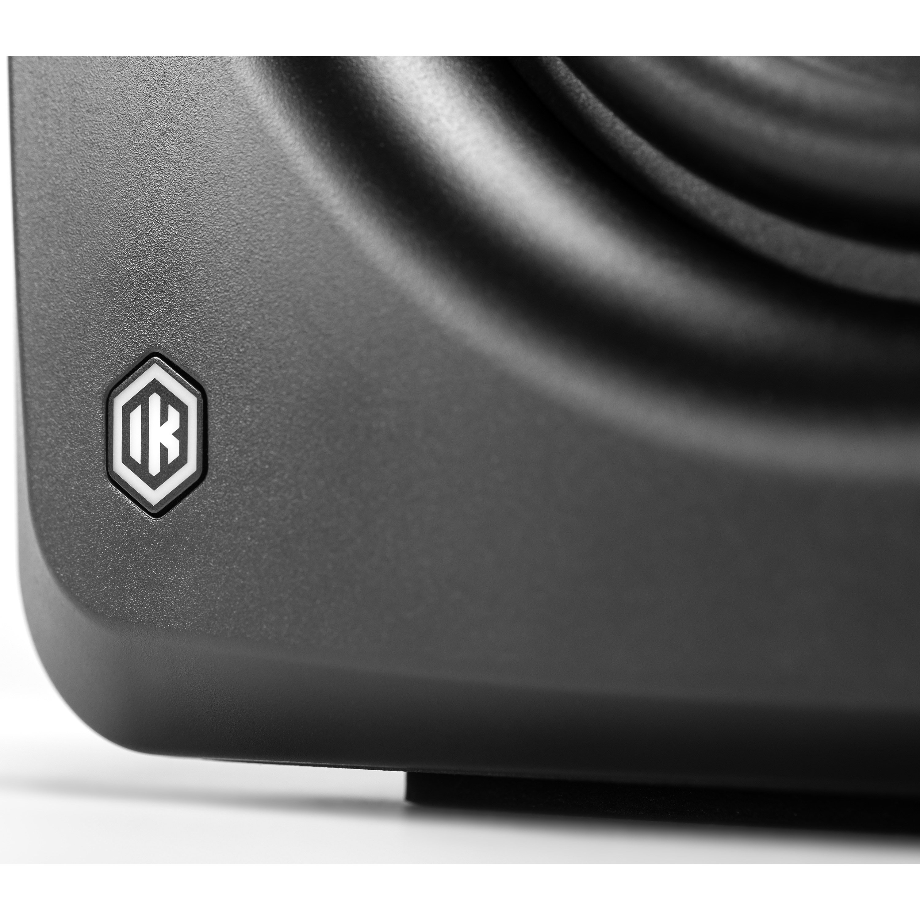 IK Multimédia iLoud SUB - Enceinte de monitoring SonoVente.com