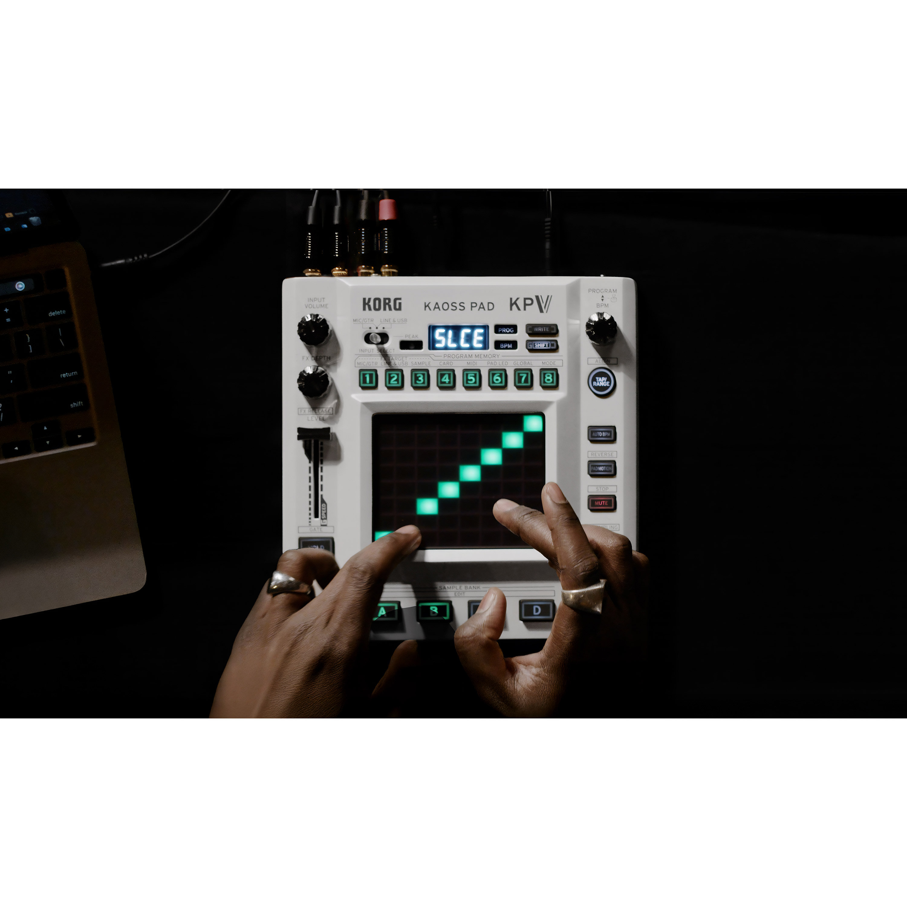 Korg Kaoss Pad V - Sampler / grooveBox SonoVente.com
