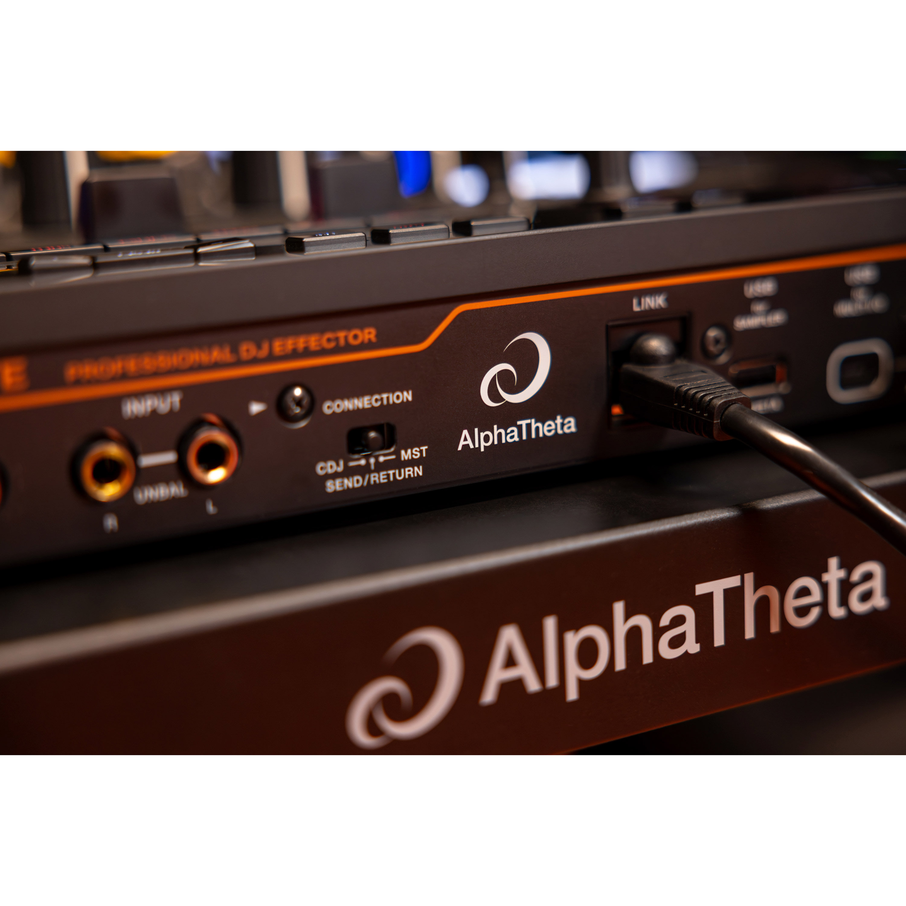Pioneer DJ RMX IGNITE - Sampler et groovebox SonoVente.com