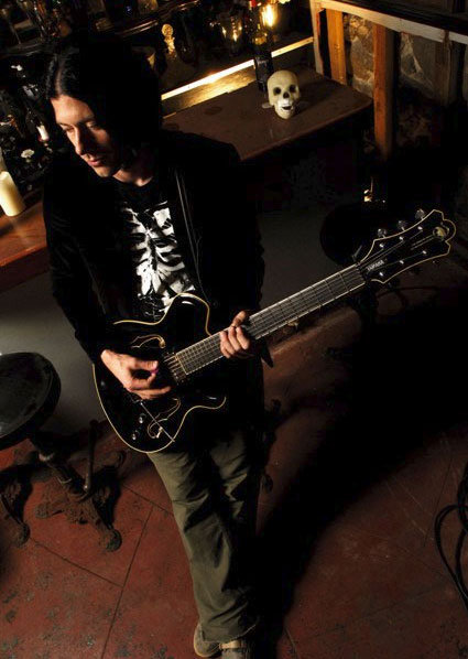 Yamaha CV820WB - Wes Borland - Guitare métal / moderne SonoVente.com