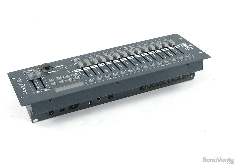 Chauvet OBEY 70 - Contrôleur DMX SonoVente.com
