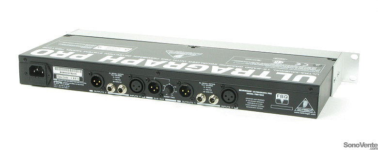 Behringer FBQ1502 ULTRAGRAPH PRO - Équaliseur et anti-larsen SonoVente.com