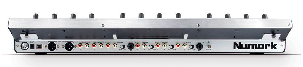 Numark 4 TRAK - Contrôleur DJ USB SonoVente.com