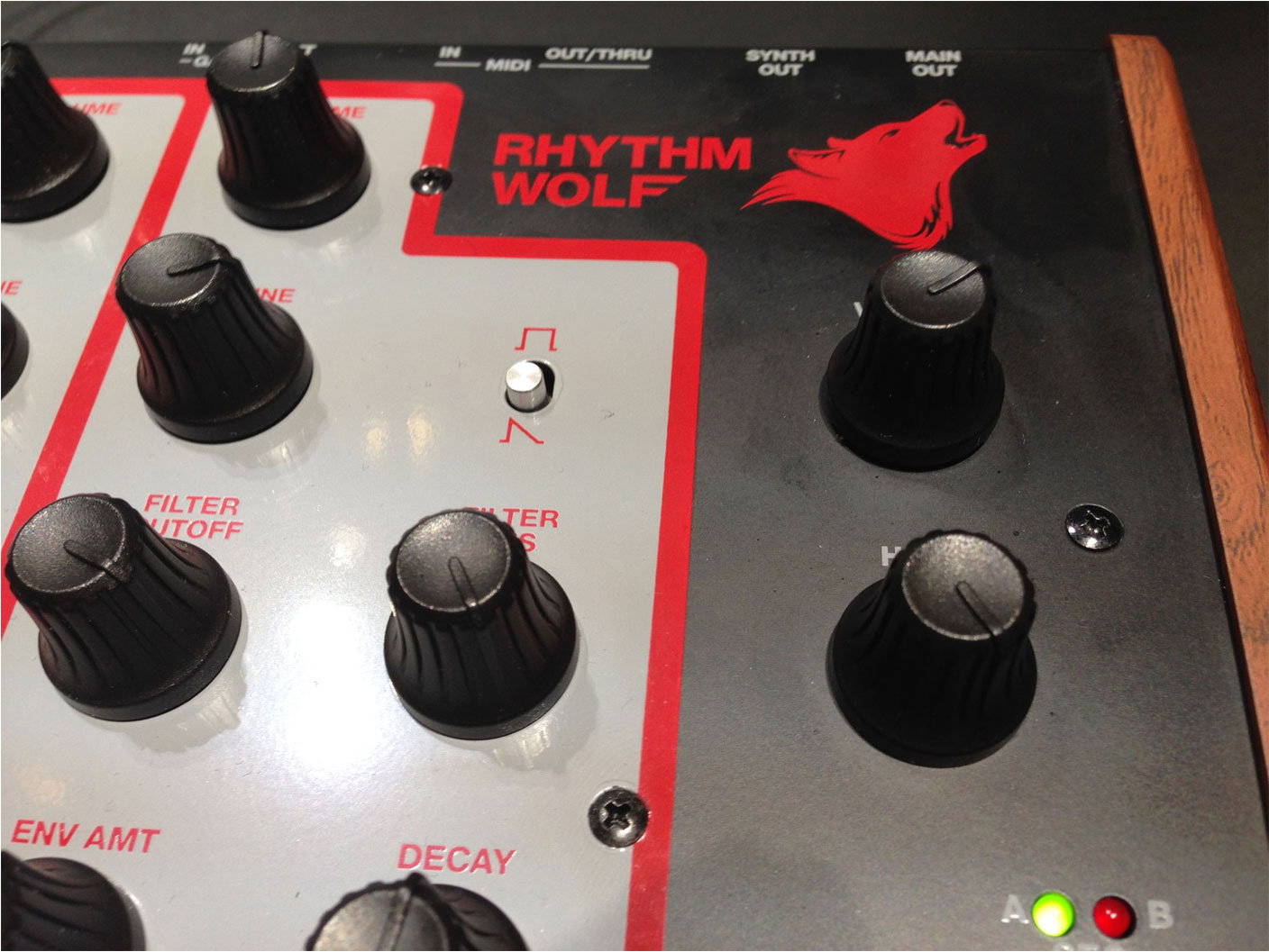 Akai Rhythm Wolf - Sampler et groovebox SonoVente.com