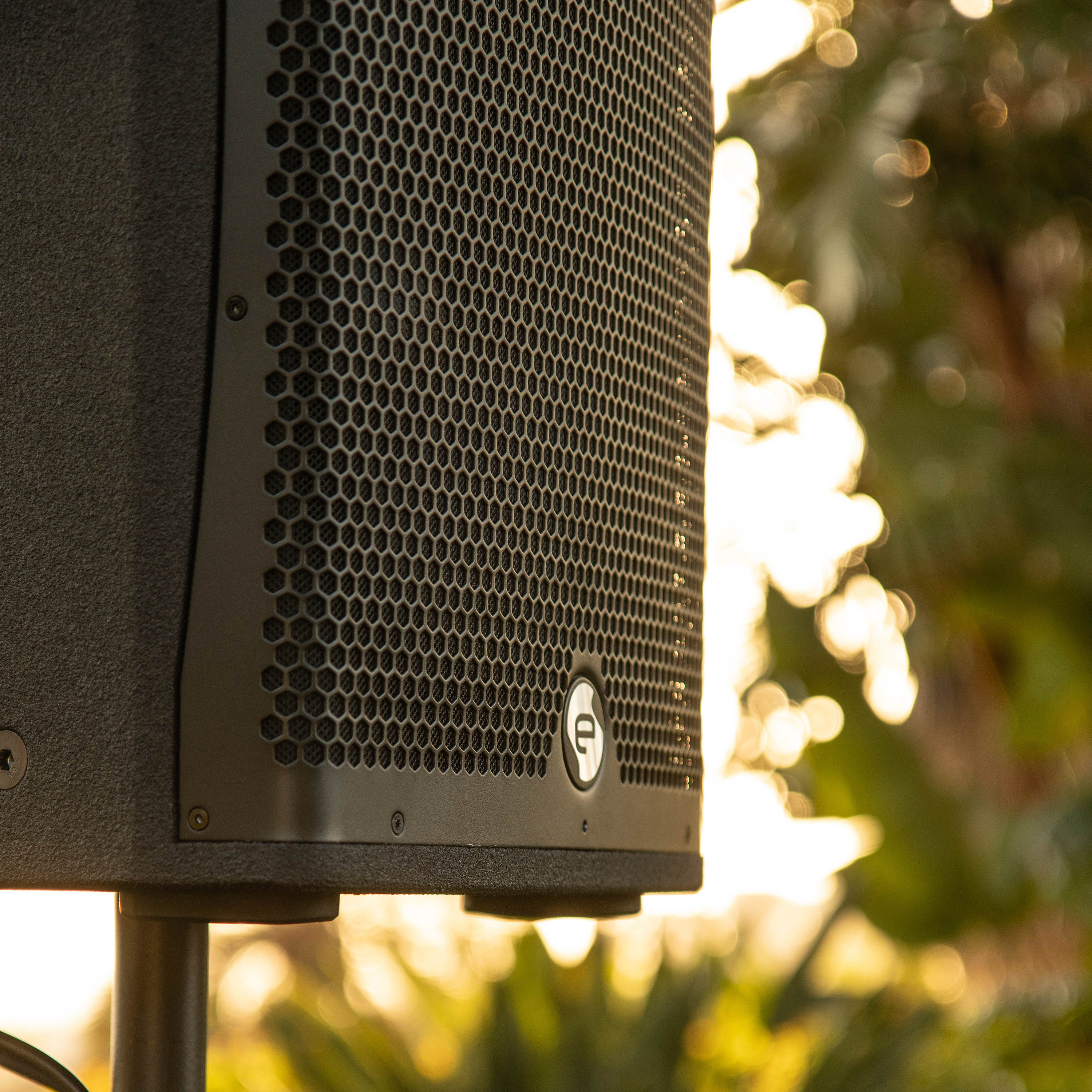 Elokance ePro 12 A - Enceinte amplifiée SonoVente.com