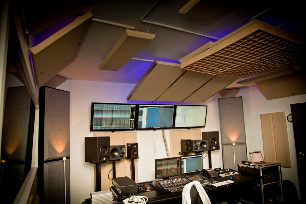 Primacoustic Stratus Black - Traitement acoustique en mousse SonoVente.com