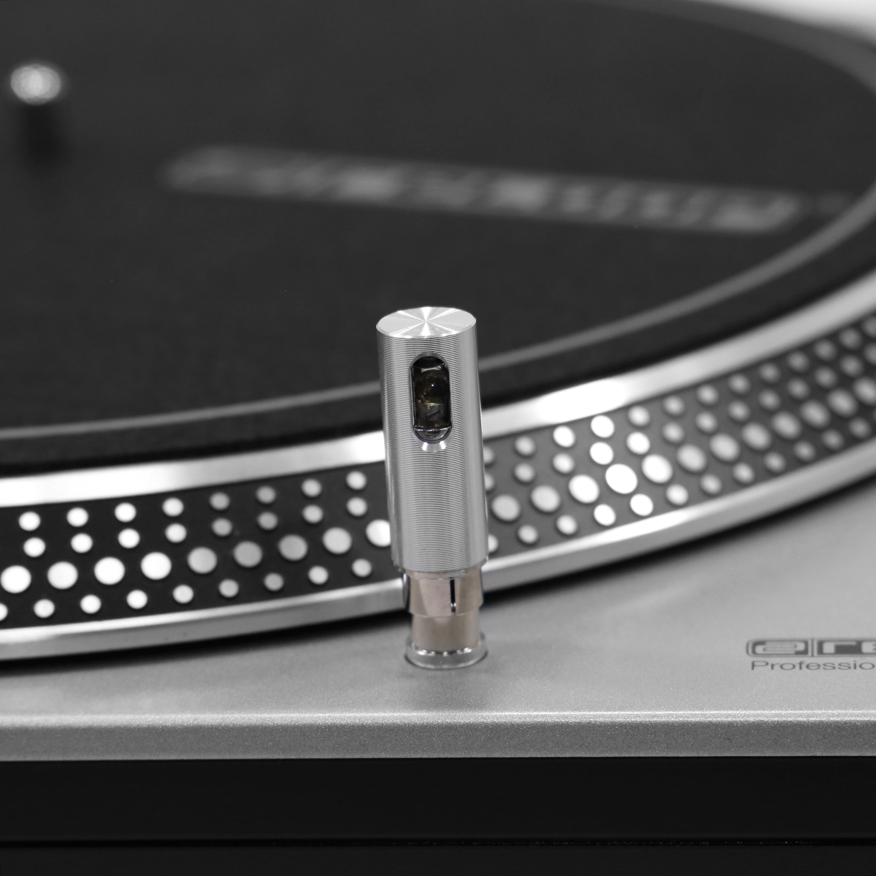 Reloop RP 7000 MK2 Silver - Platine à entrainement direct SonoVente.com