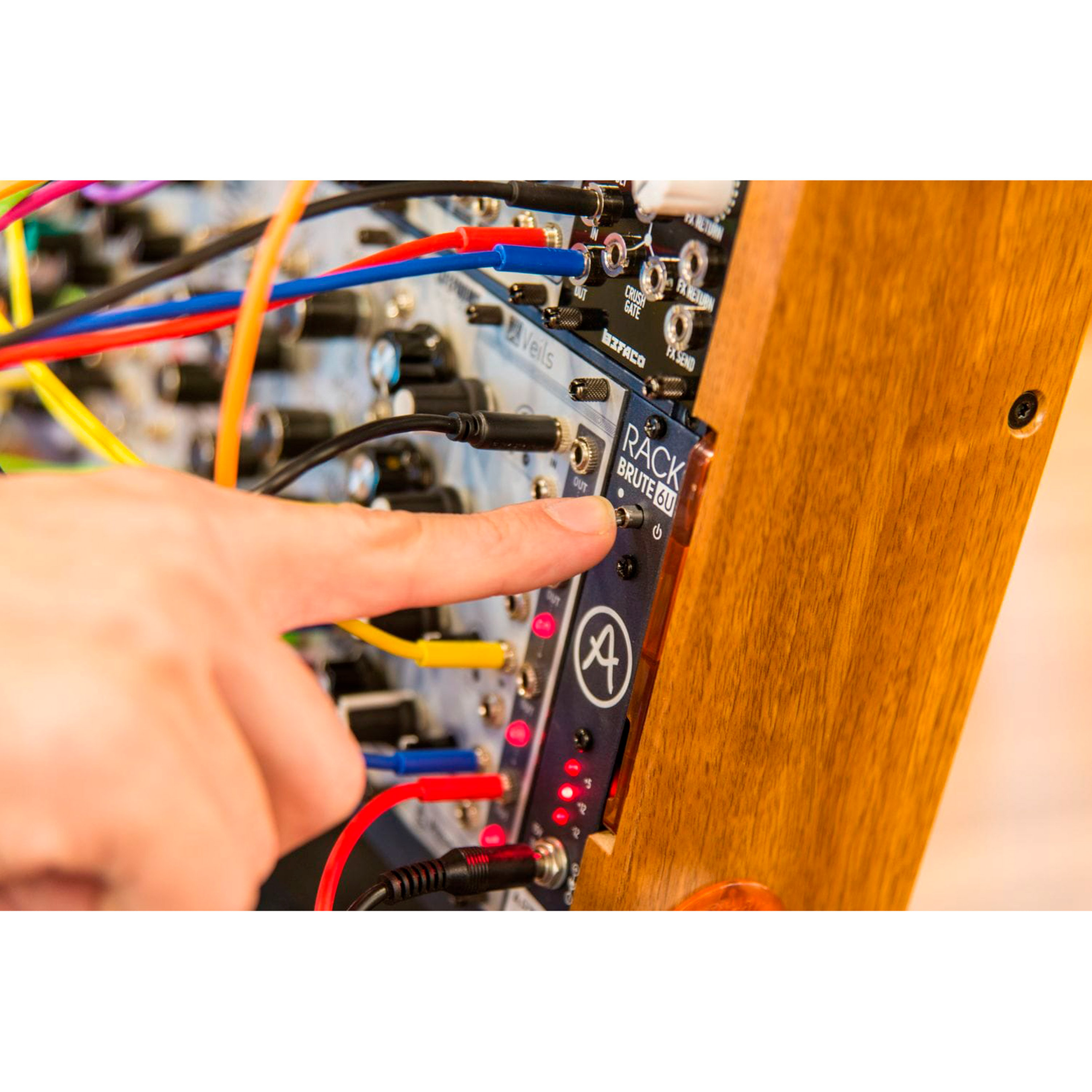 Arturia RackBrute 6U - Rack synthétiseur SonoVente.com