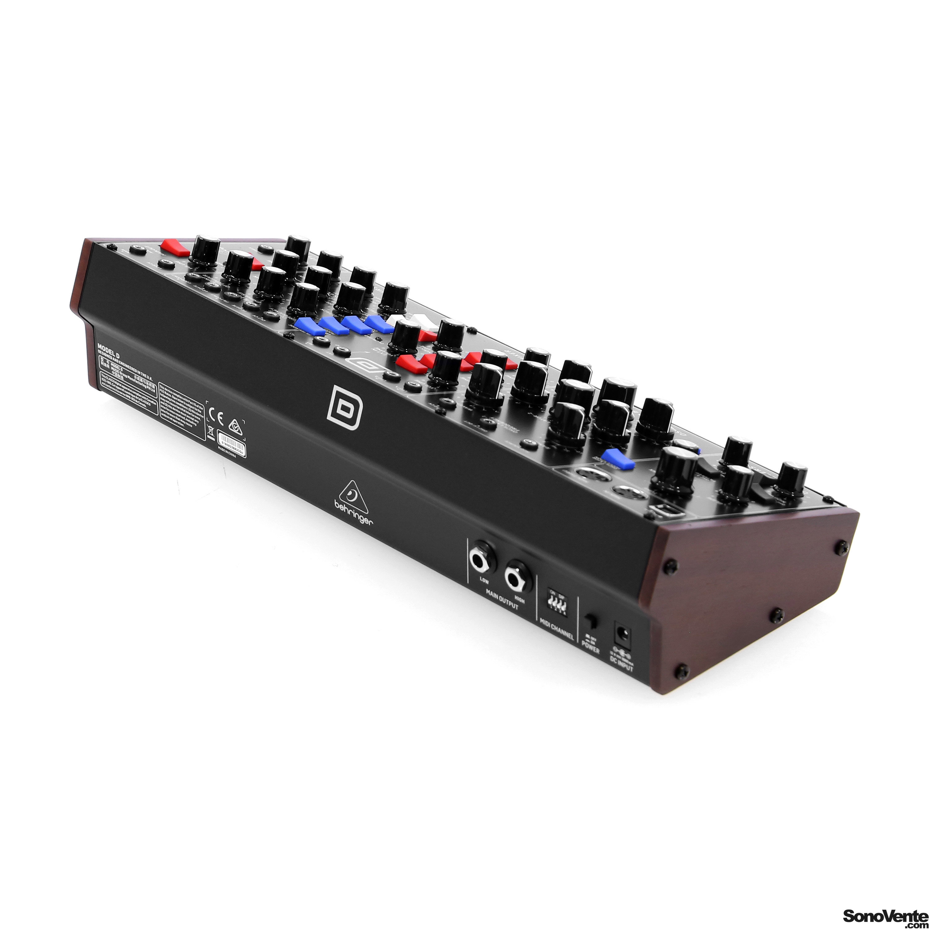 Behringer Model D - Rack synthétiseur SonoVente.com