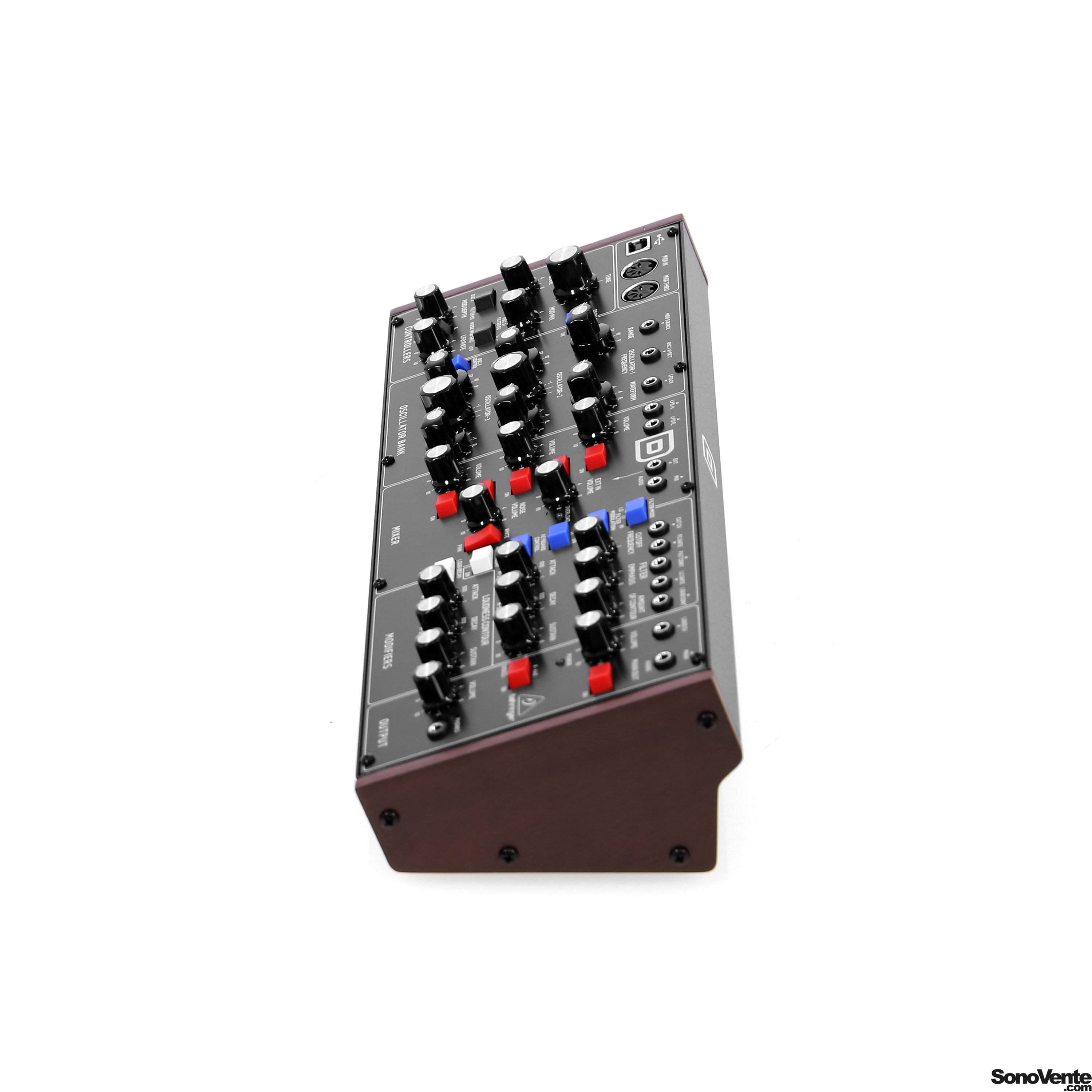 Behringer Model D - Rack synthétiseur SonoVente.com