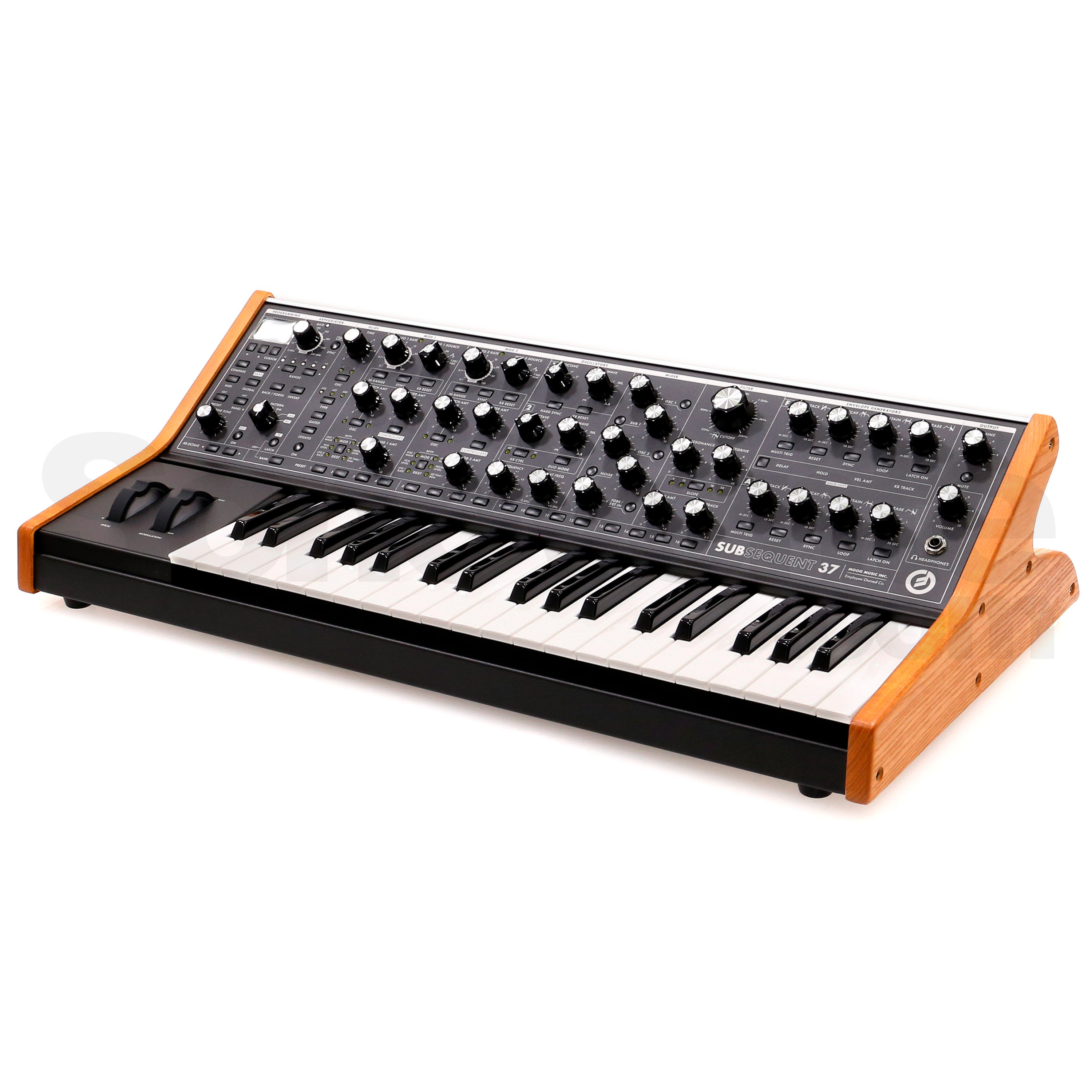 Moog Subsequent 37 - Synthétiseur SonoVente.com