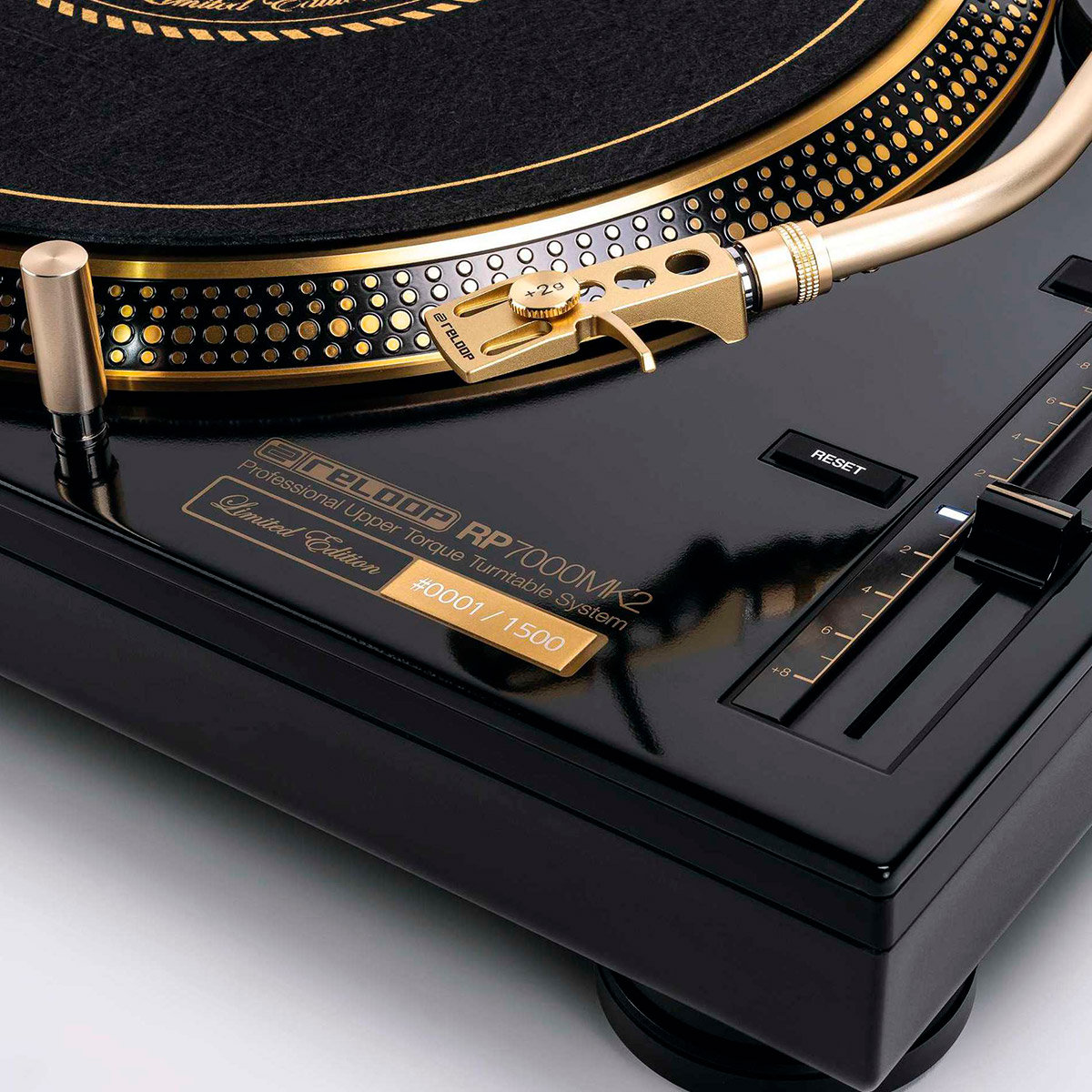 Reloop RP 7000 MK2 Gold - Platine à entrainement direct SonoVente.com