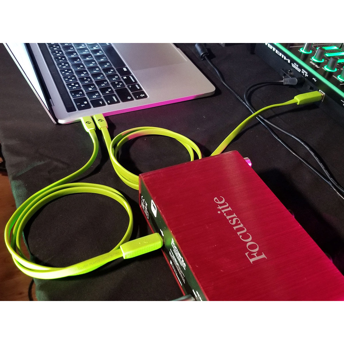 NEO by Oyaide Class B USB - Type C 0.7m - Câble numérique SonoVente.com