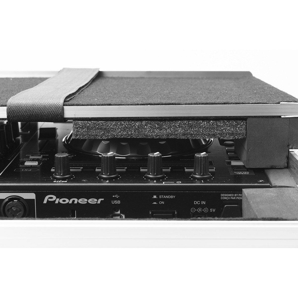Magma Bags DJ-Controller Workstation DDJ-SR2 / DDJ-RR - Flight ...
