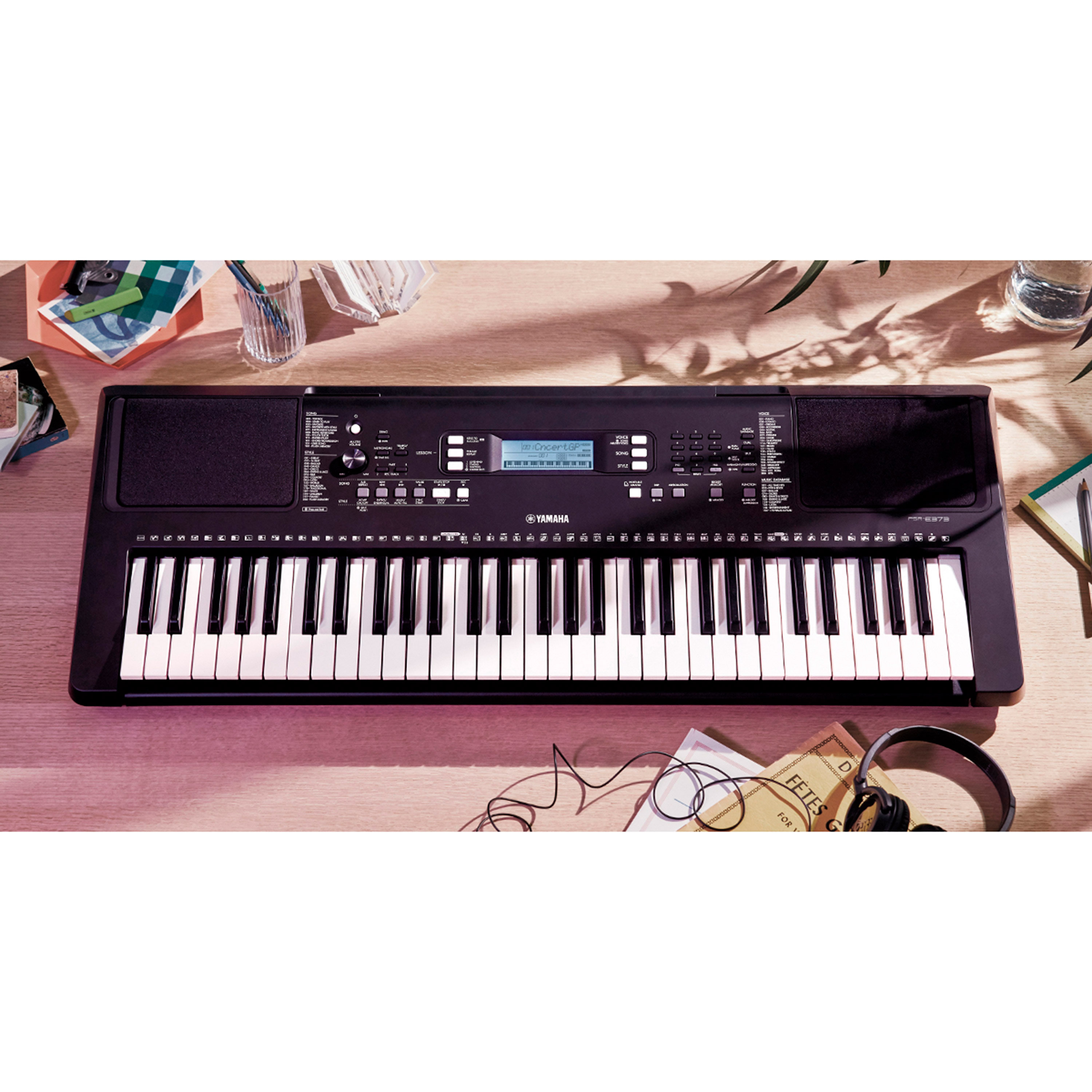 Yamaha PSR-E373 : Clavier Toucher Dynamique Yamaha - SonoVente.com