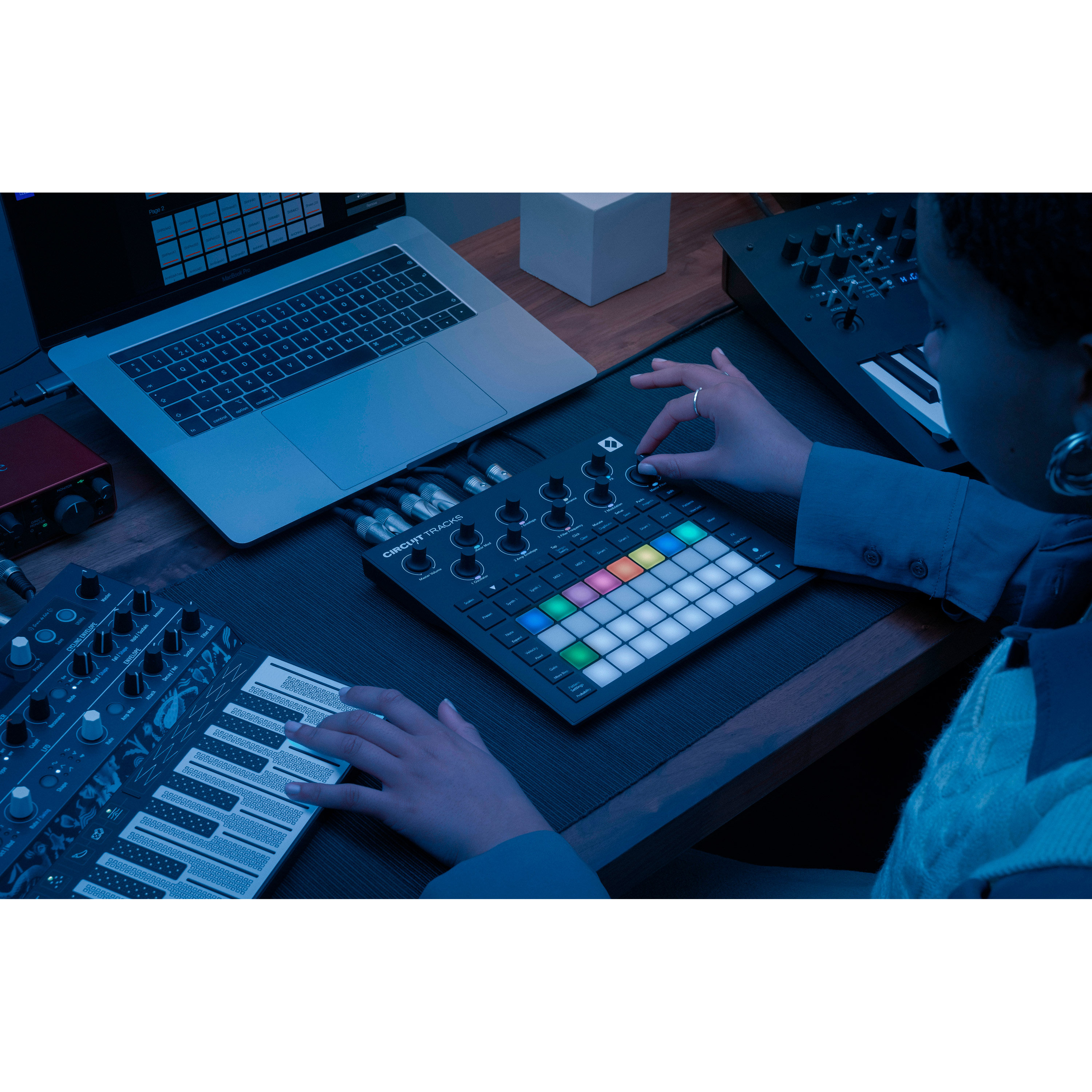 Novation Circuit Tracks - Sampler / grooveBox SonoVente.com