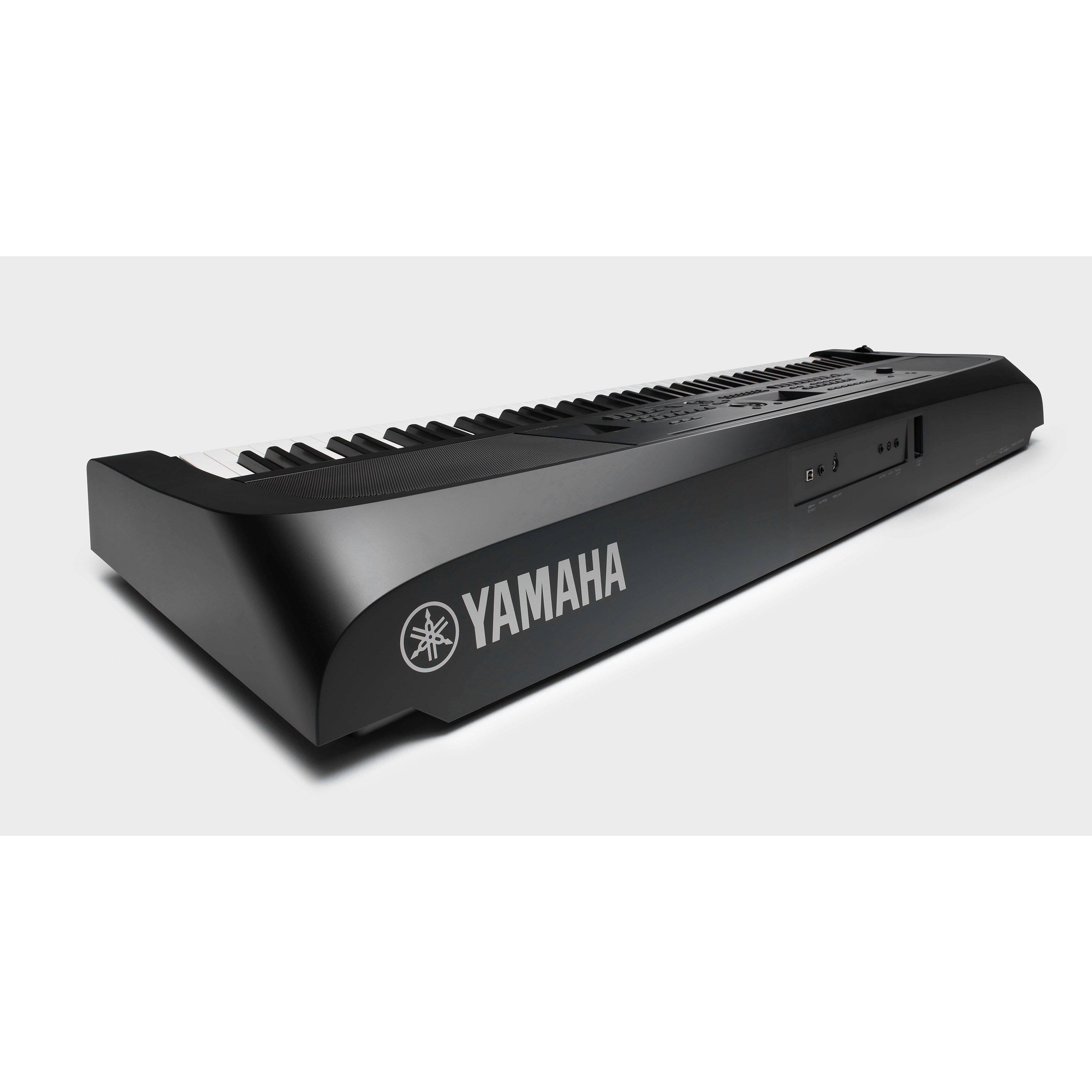 Yamaha DGX-670 B - Clavier toucher dynamique SonoVente.com
