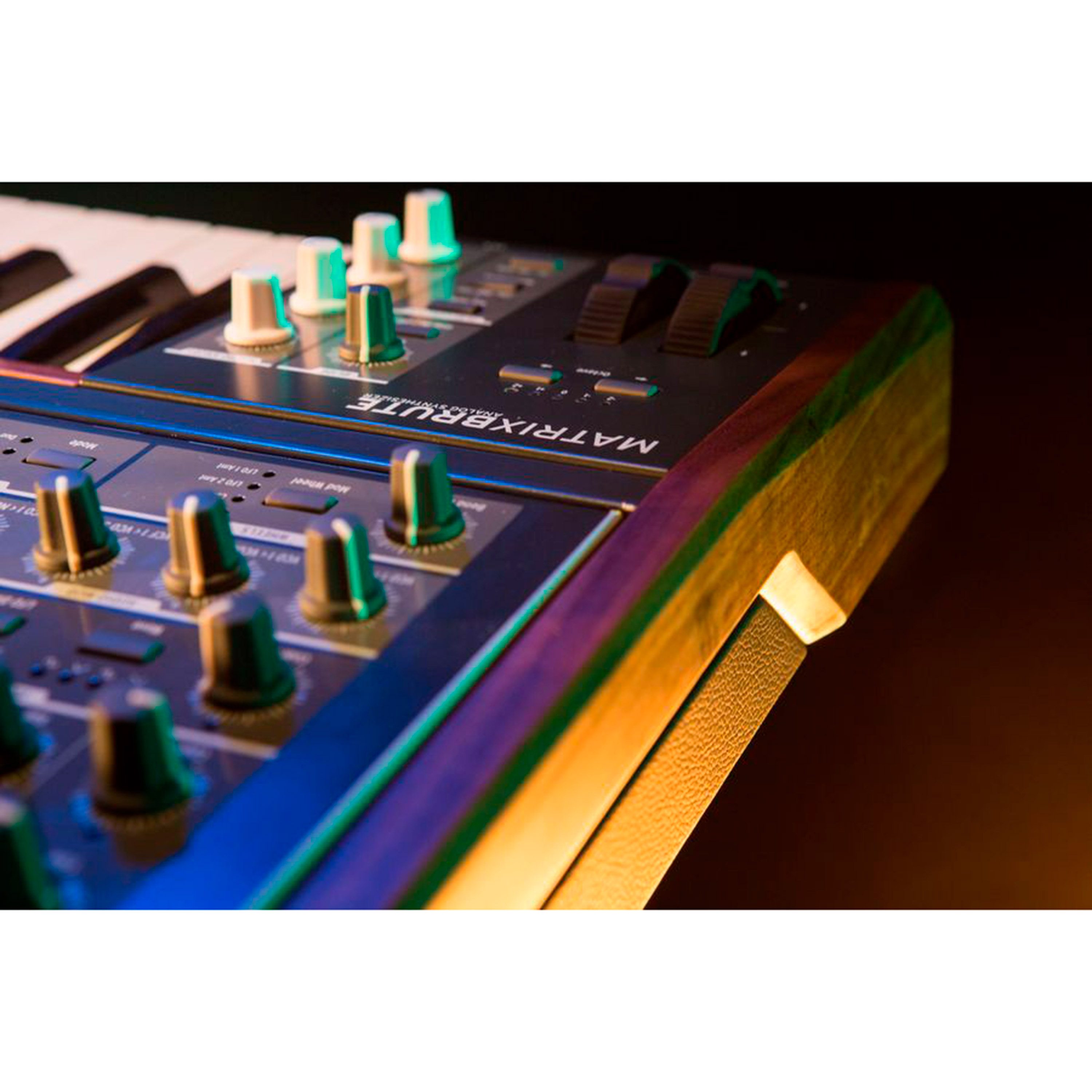 Arturia Pack Matrixbrute + Flight Case - Synthétiseur SonoVente.com