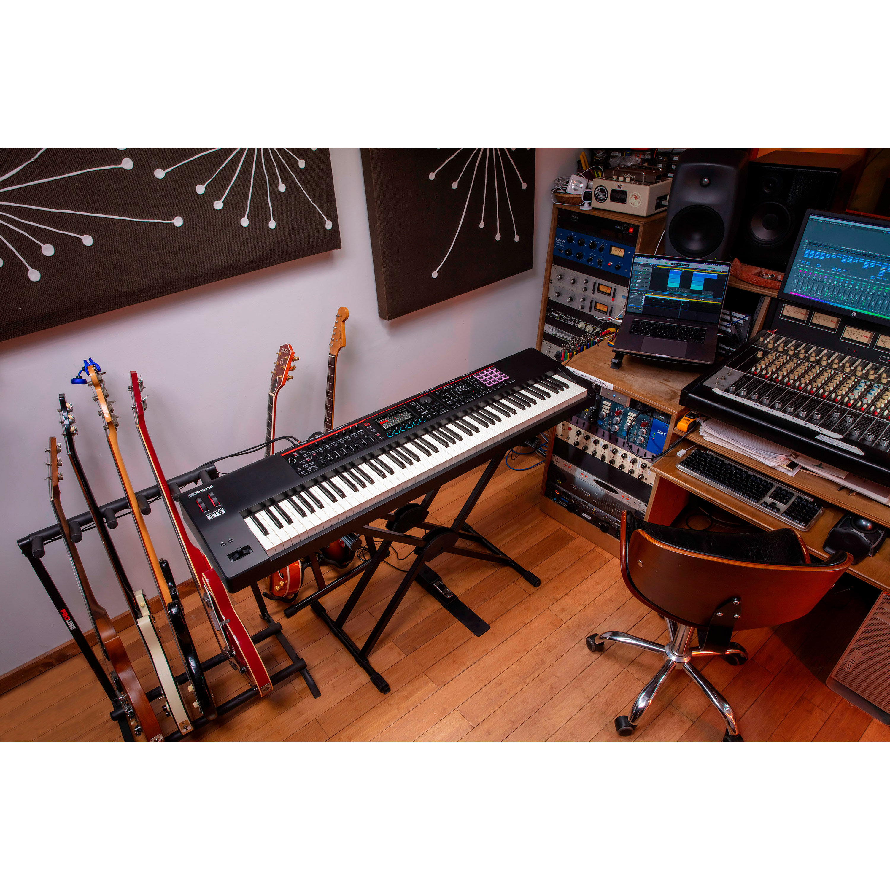 Roland Fantom 08 - Synthétiseur SonoVente.com