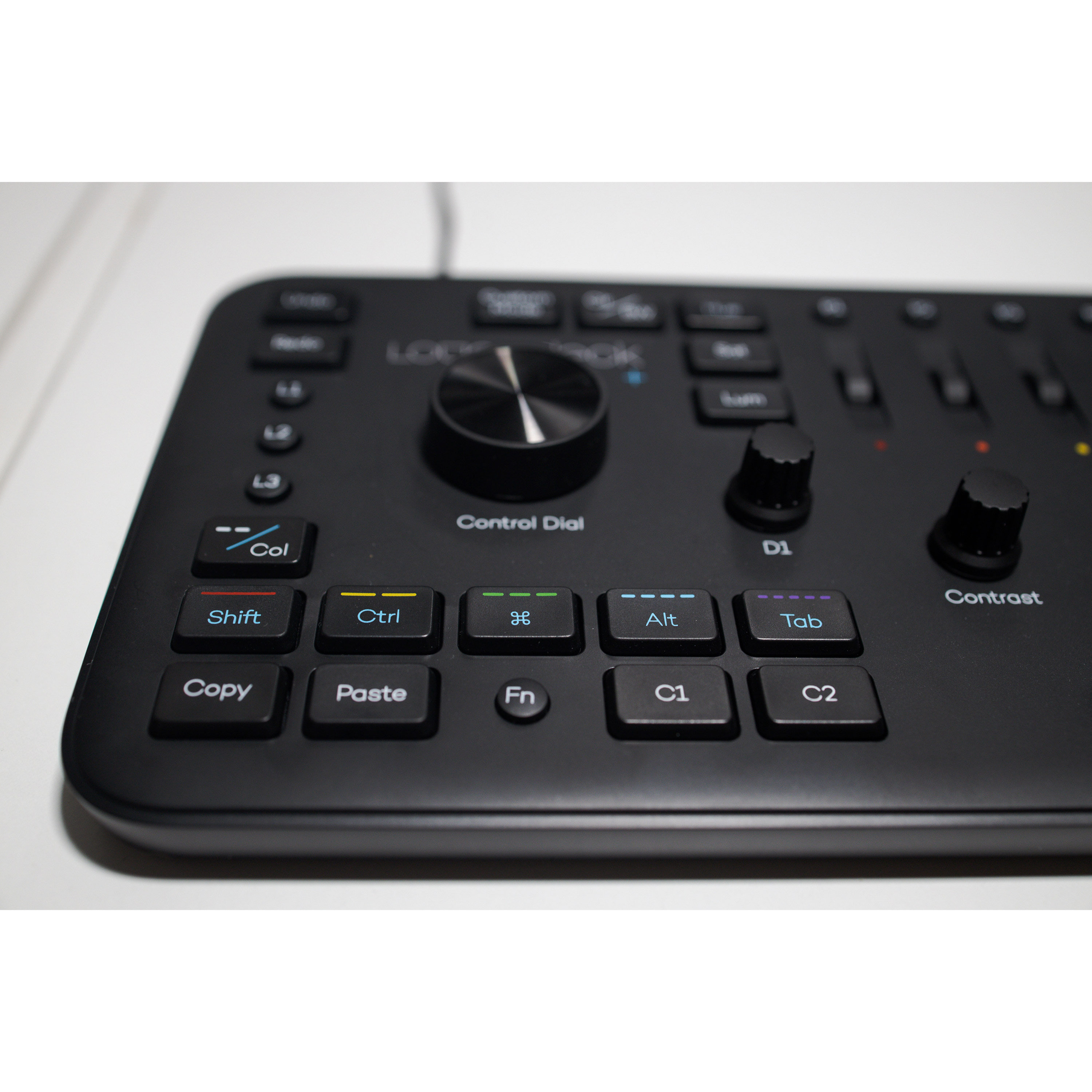 Loupedeck PLUS - Surface de contrôle SonoVente.com