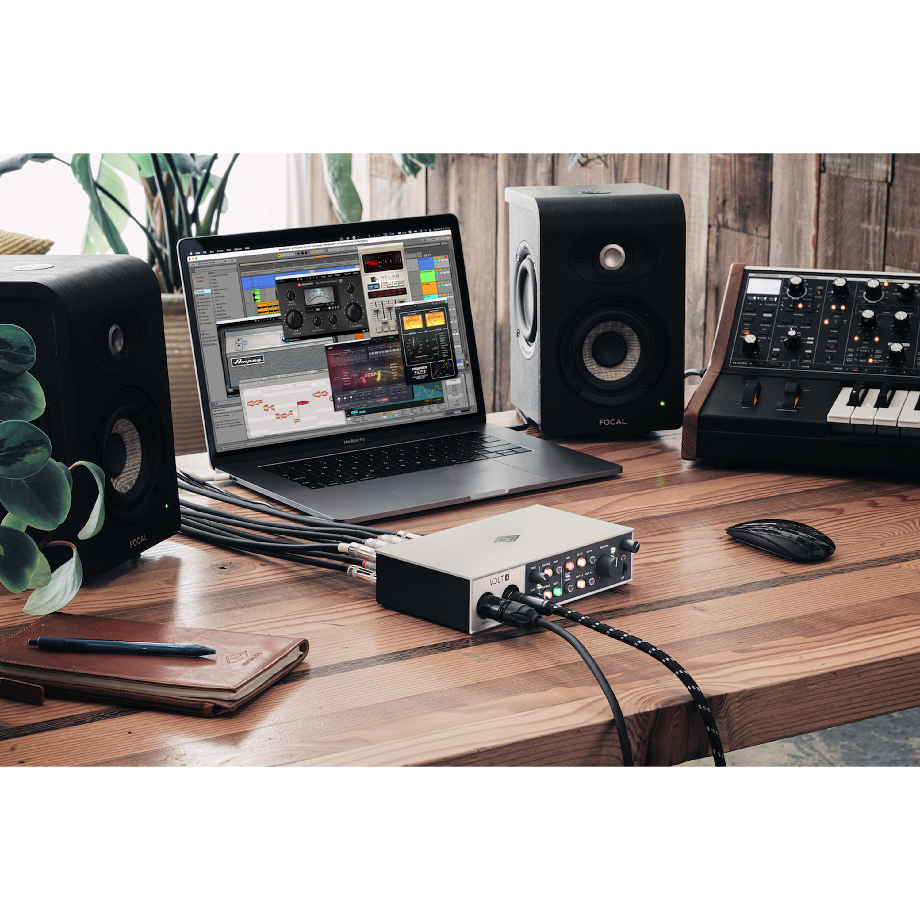 Universal Audio Volt 4 USB Recording Studio - Carte son SonoVente.com