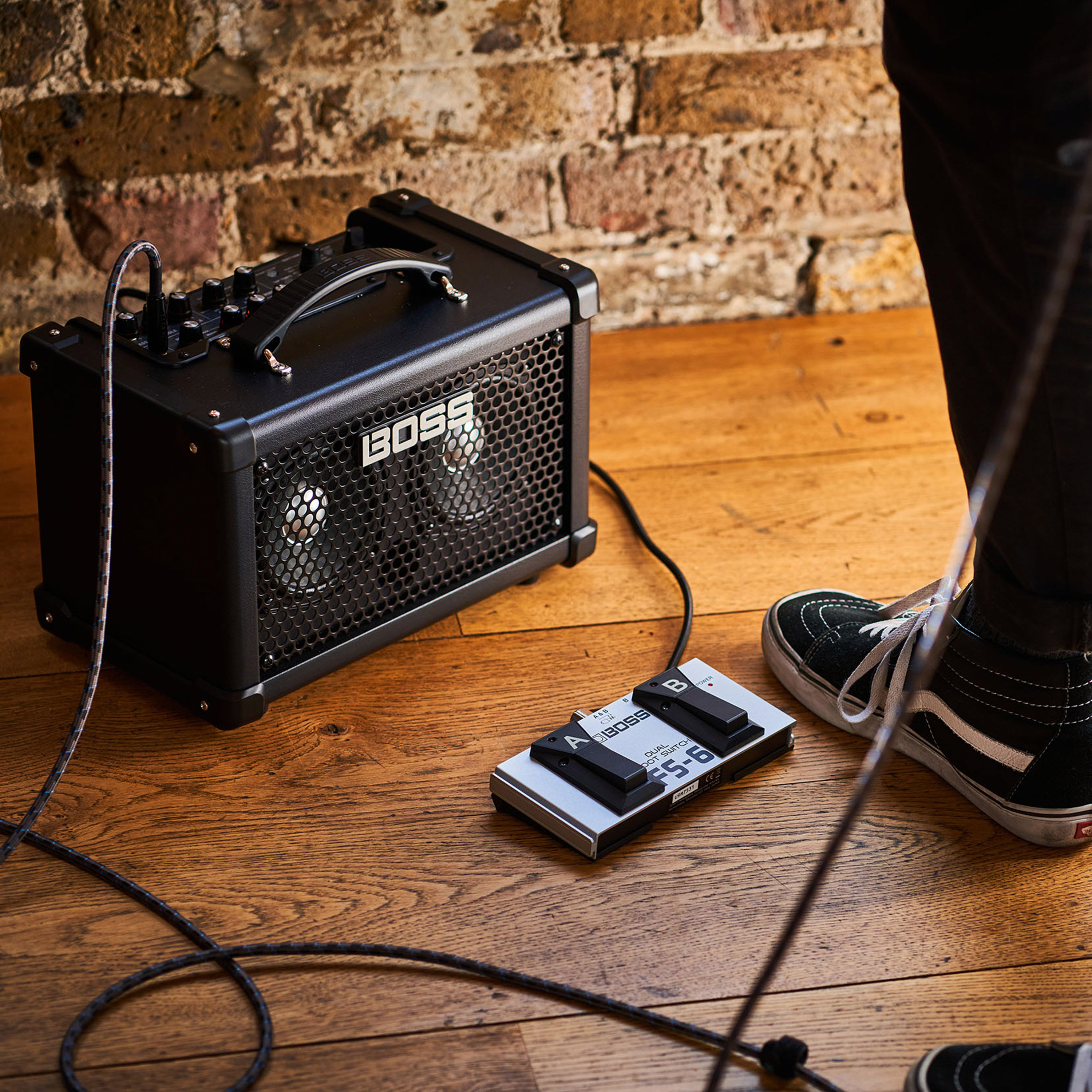 Boss DUAL CUBE BASS LX - Combo basse SonoVente.com