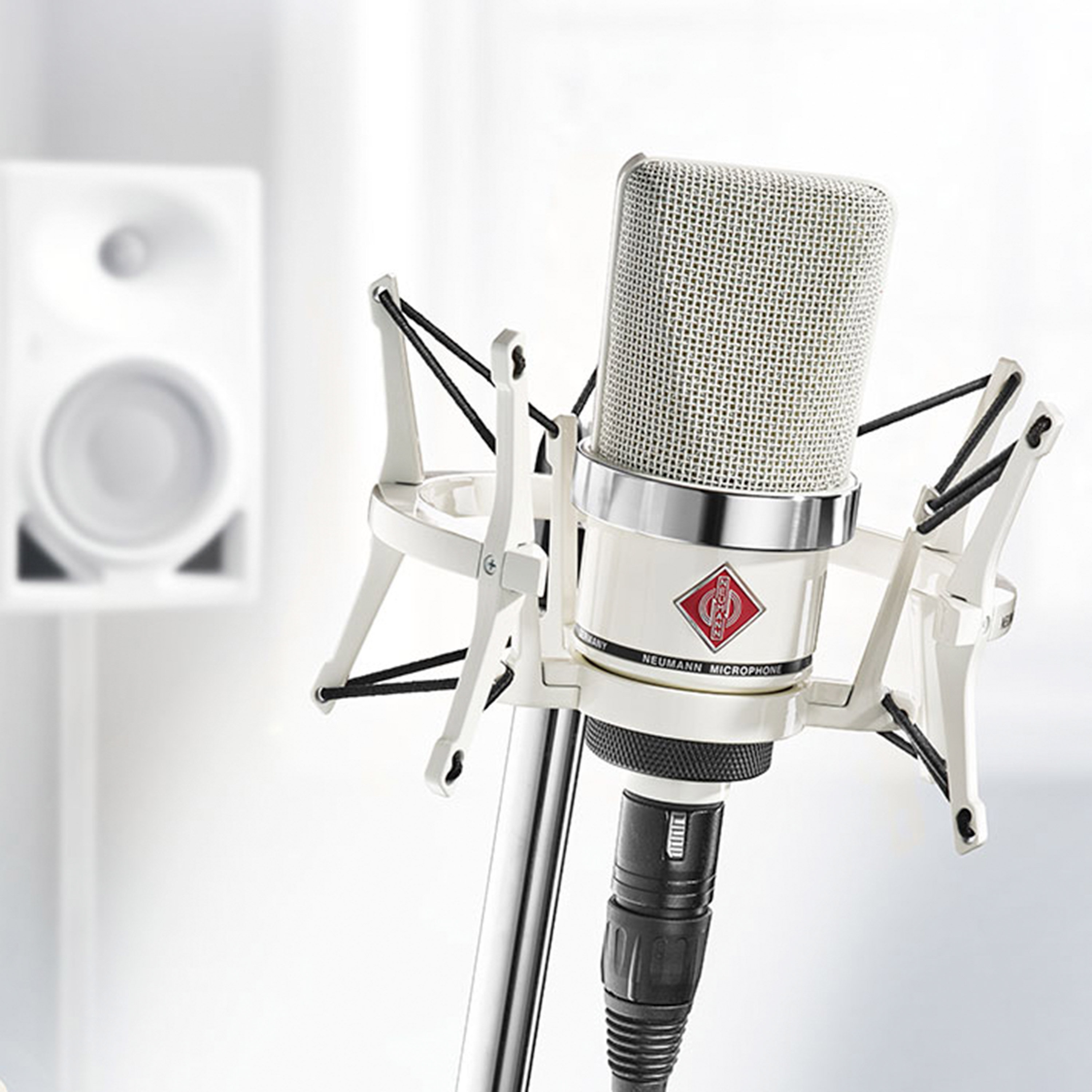 Neumann TLM 102 White Edition - Micro statique SonoVente.com