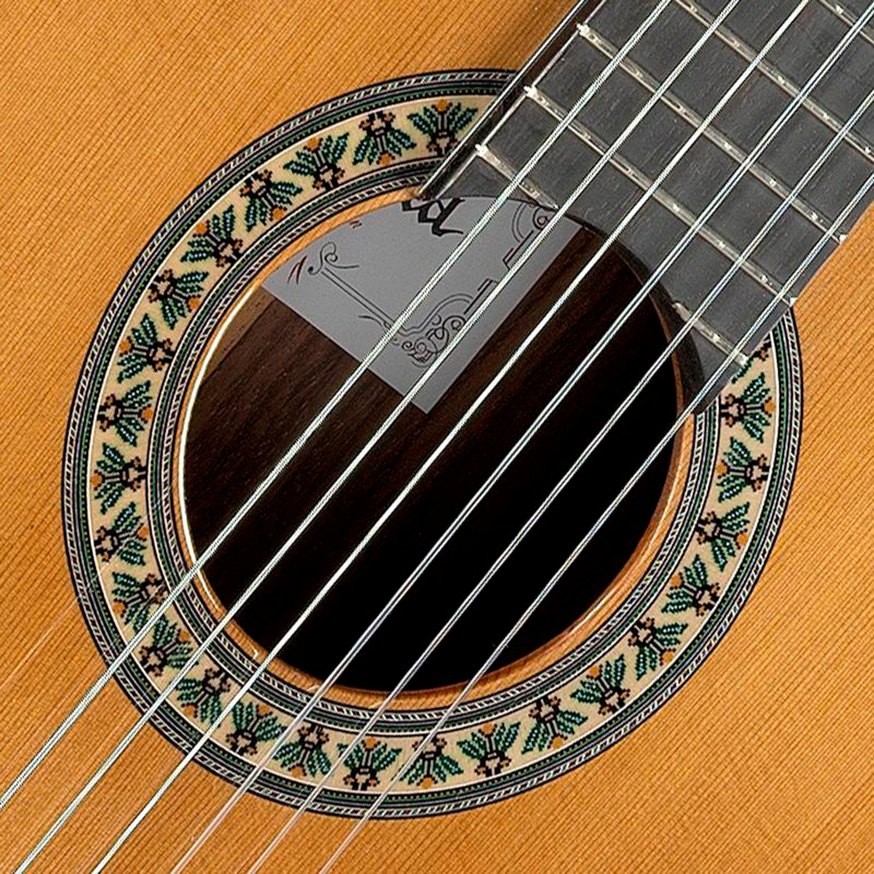 Alhambra 5P - Guitare Classique 4/4 SonoVente.com - Cameroun