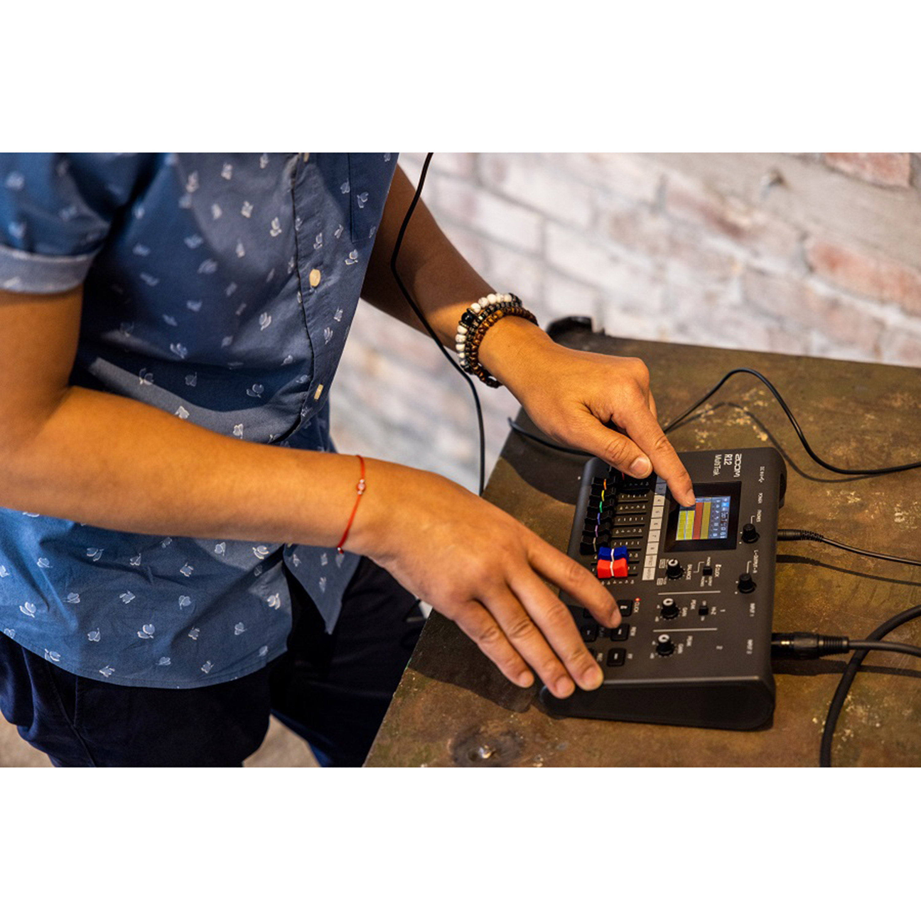 Zoom R12 - Studio portable SonoVente.com