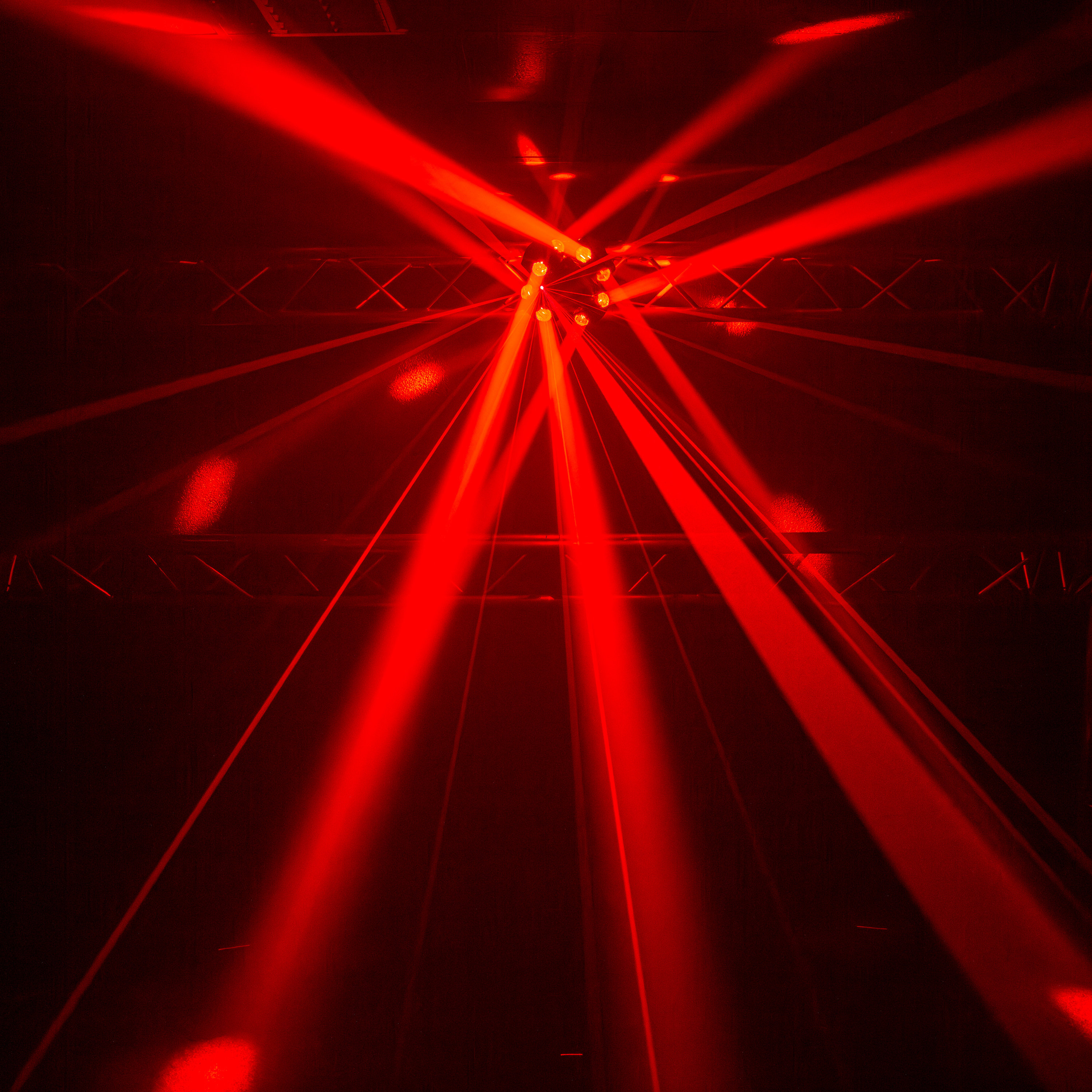 Mac Mah SPIN BEAM - Effets à LED SonoVente.com