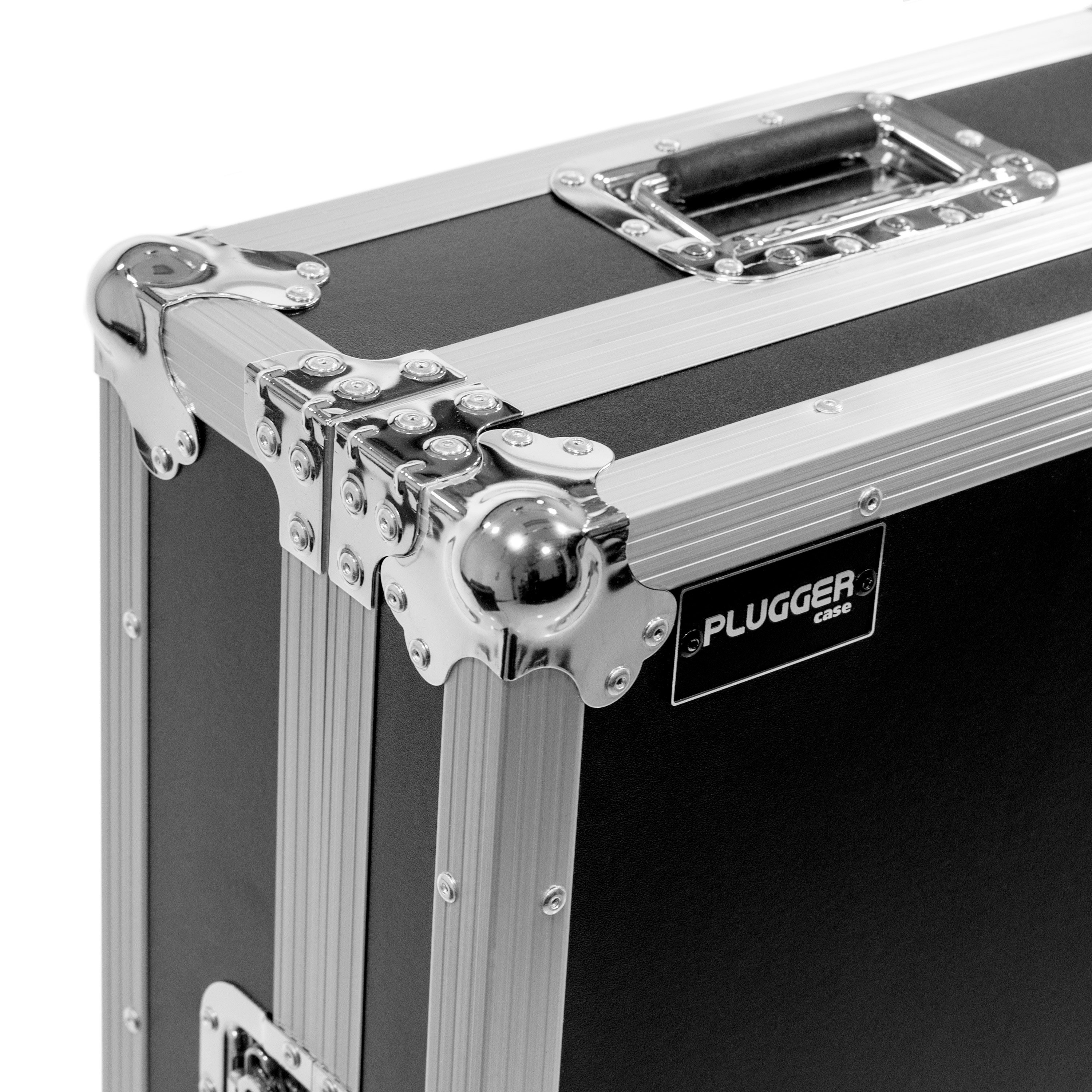 Plugger Case Flight case DJM A9 - Flight table de mix SonoVente.com
