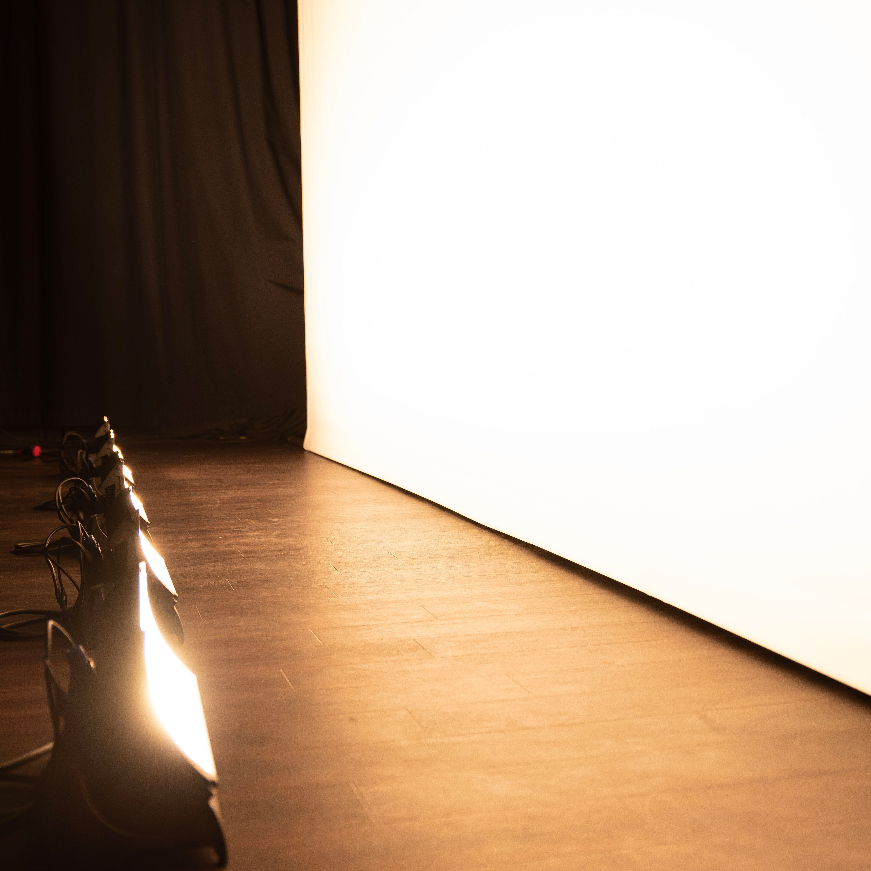 Infinity TCYC-7 Cyclorama - Projecteur archi à LED SonoVente.com