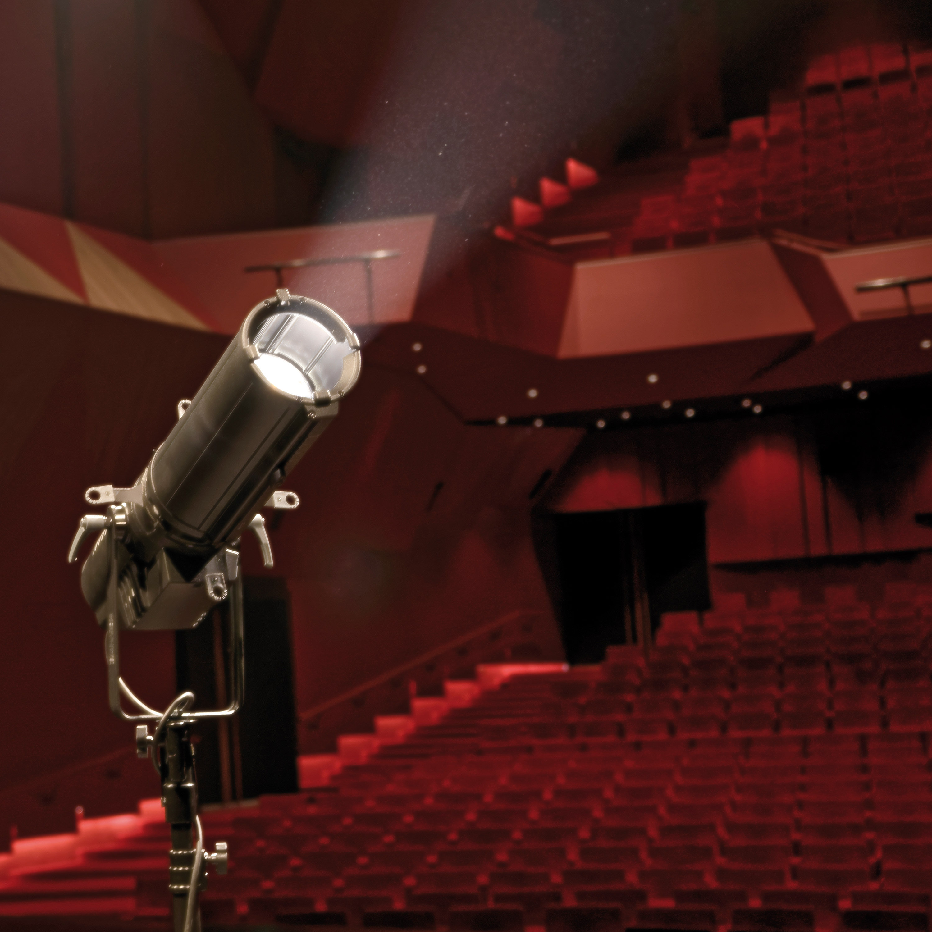 Infinity TF-300 Fresnel 3200K - Fresnel SonoVente.com