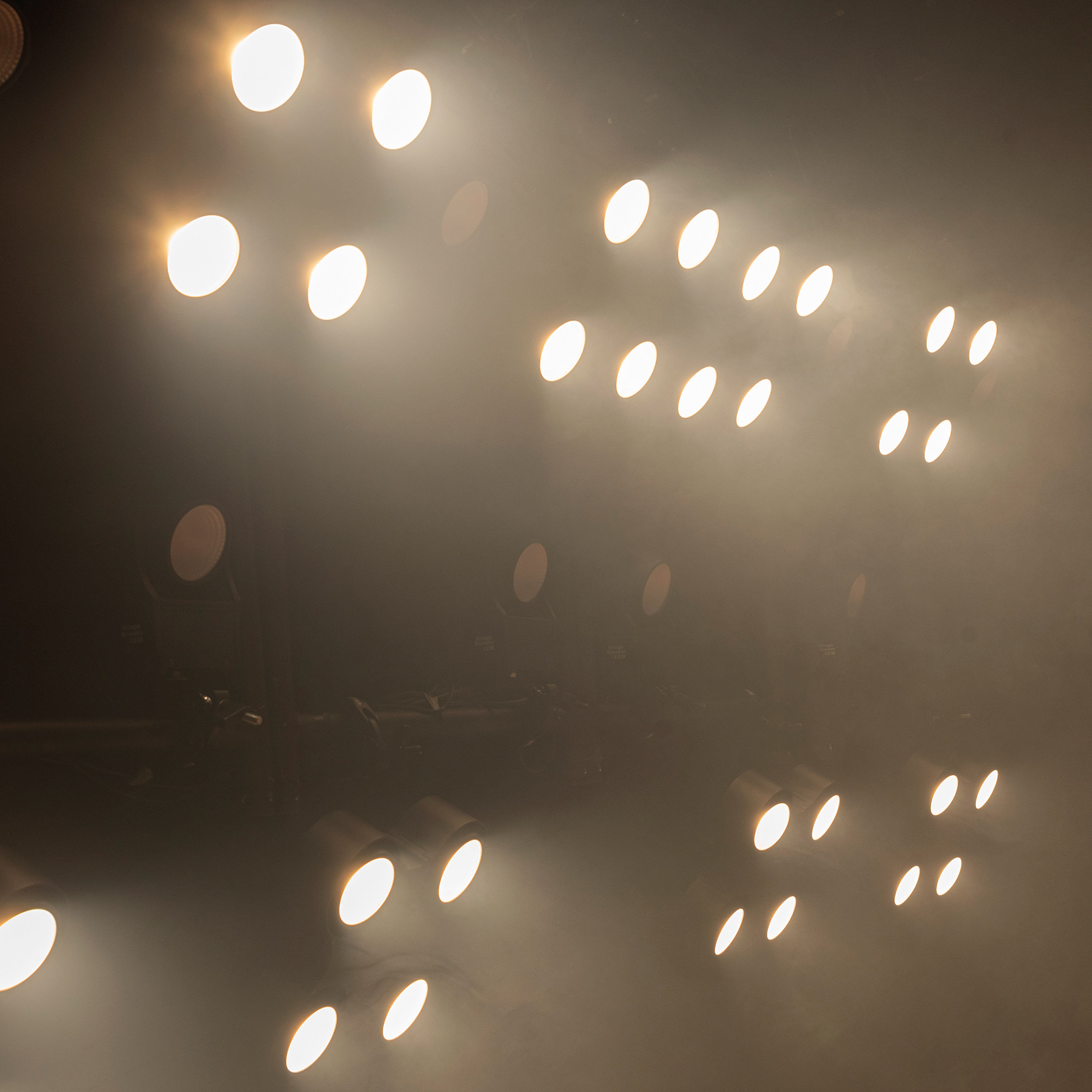 Showtec Stage Blinder 4 LED - Cyclo et blinder SonoVente.com