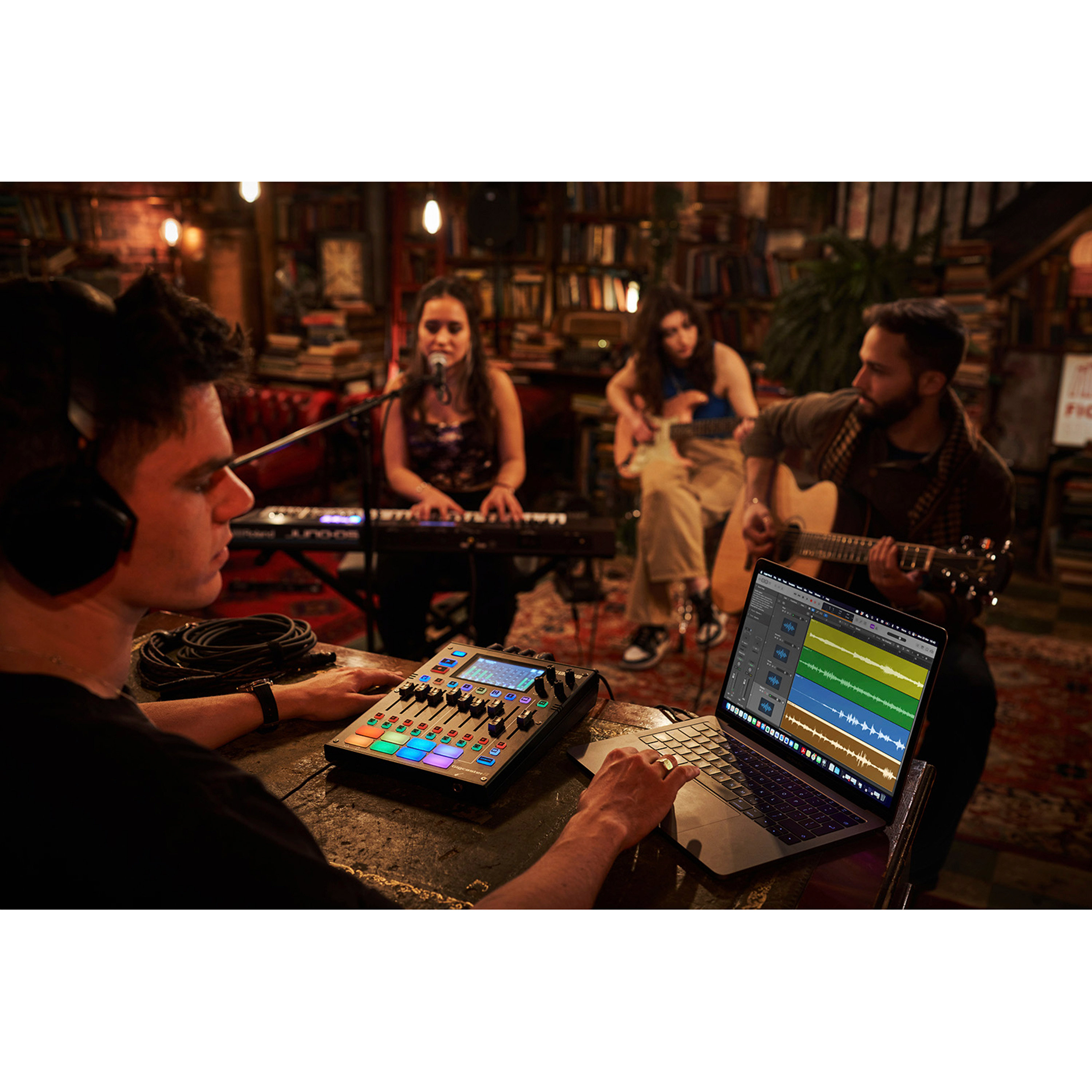 Boss GCS-8 Gigcaster 8 Live Streaming Audio Mixer - Materiel streaming ...