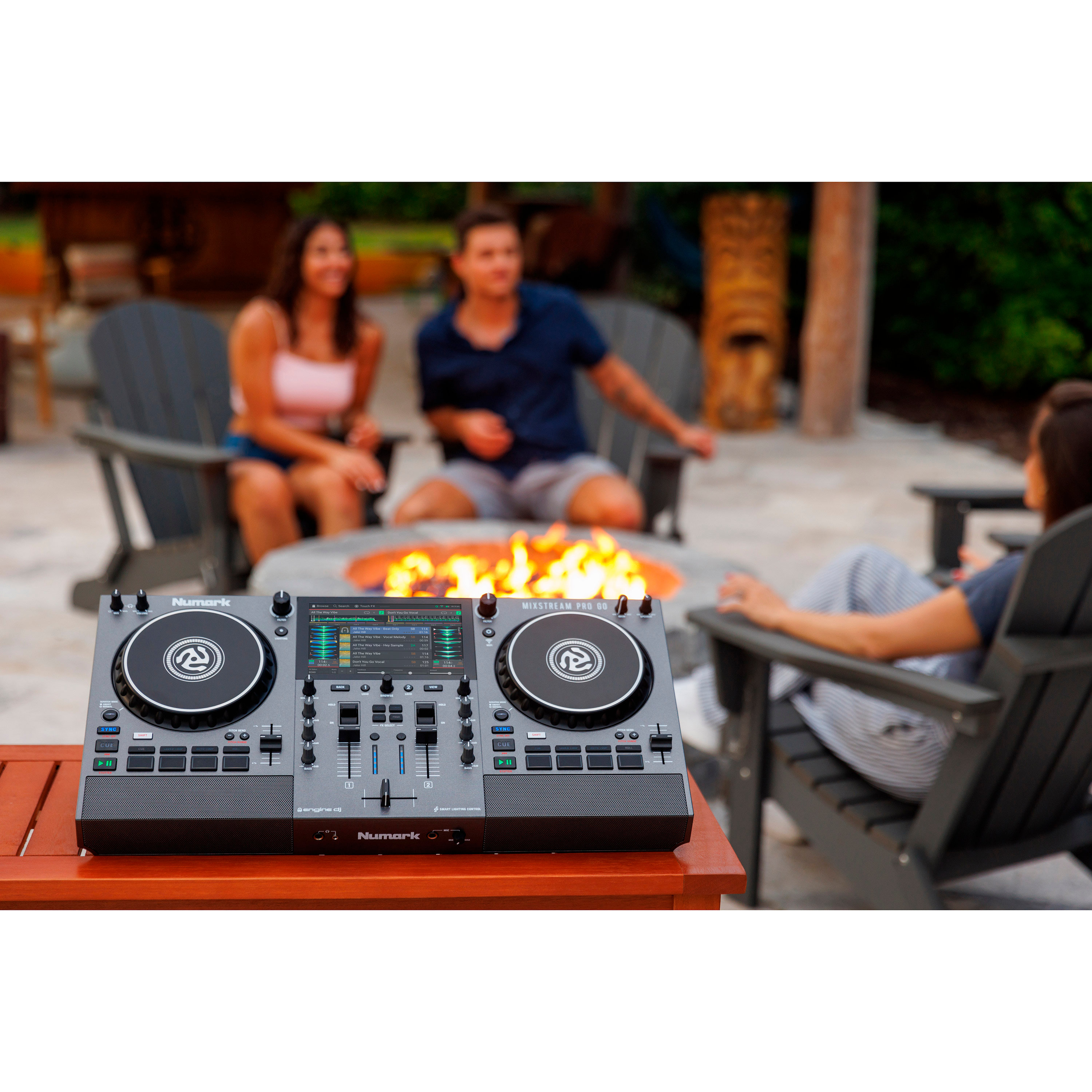 Numark Mixstream Pro Go - Contrôleur DJ autonome SonoVente.com