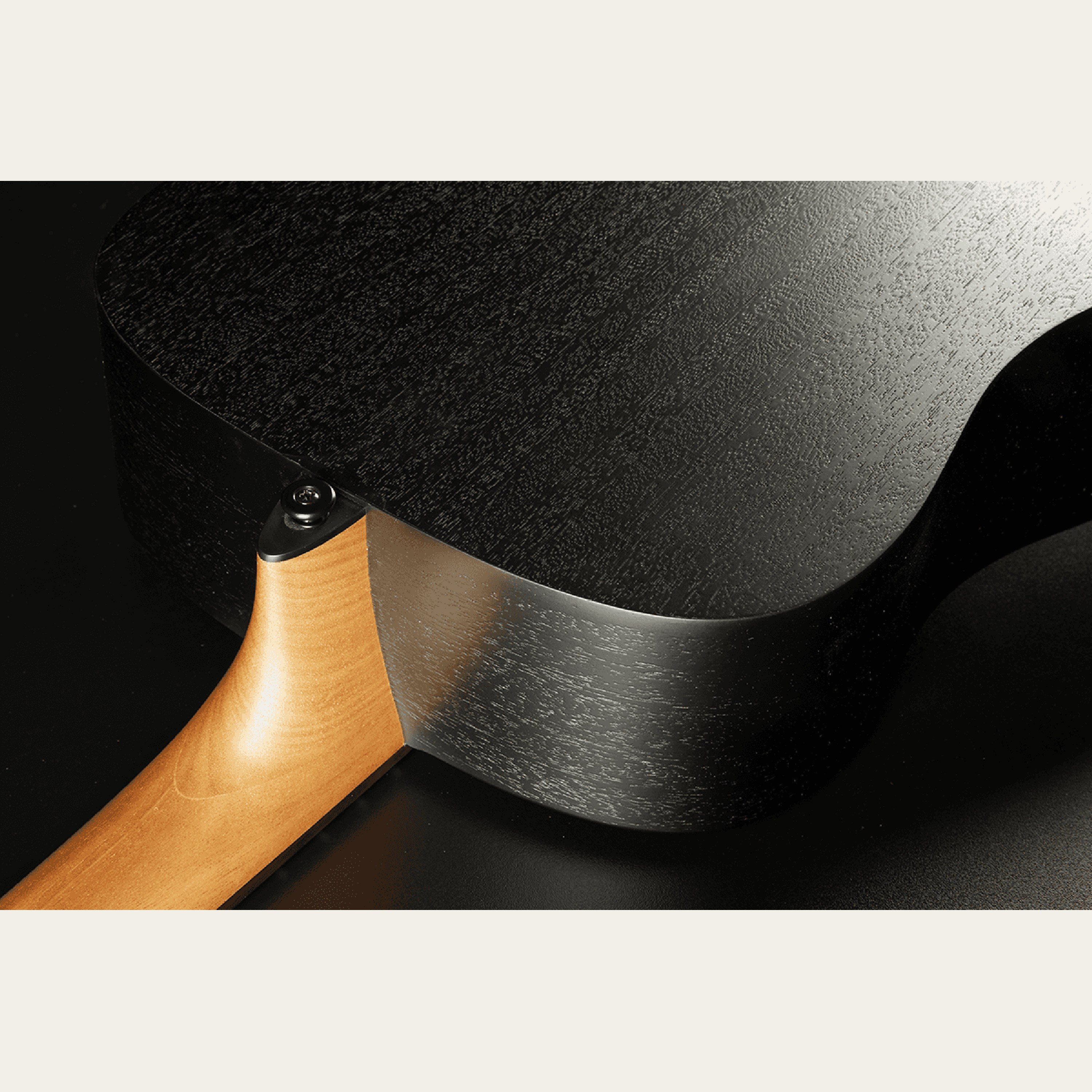 LAG T70A-BB Tramontane Auditorium Black Brown - Guitare folk SonoVente.com