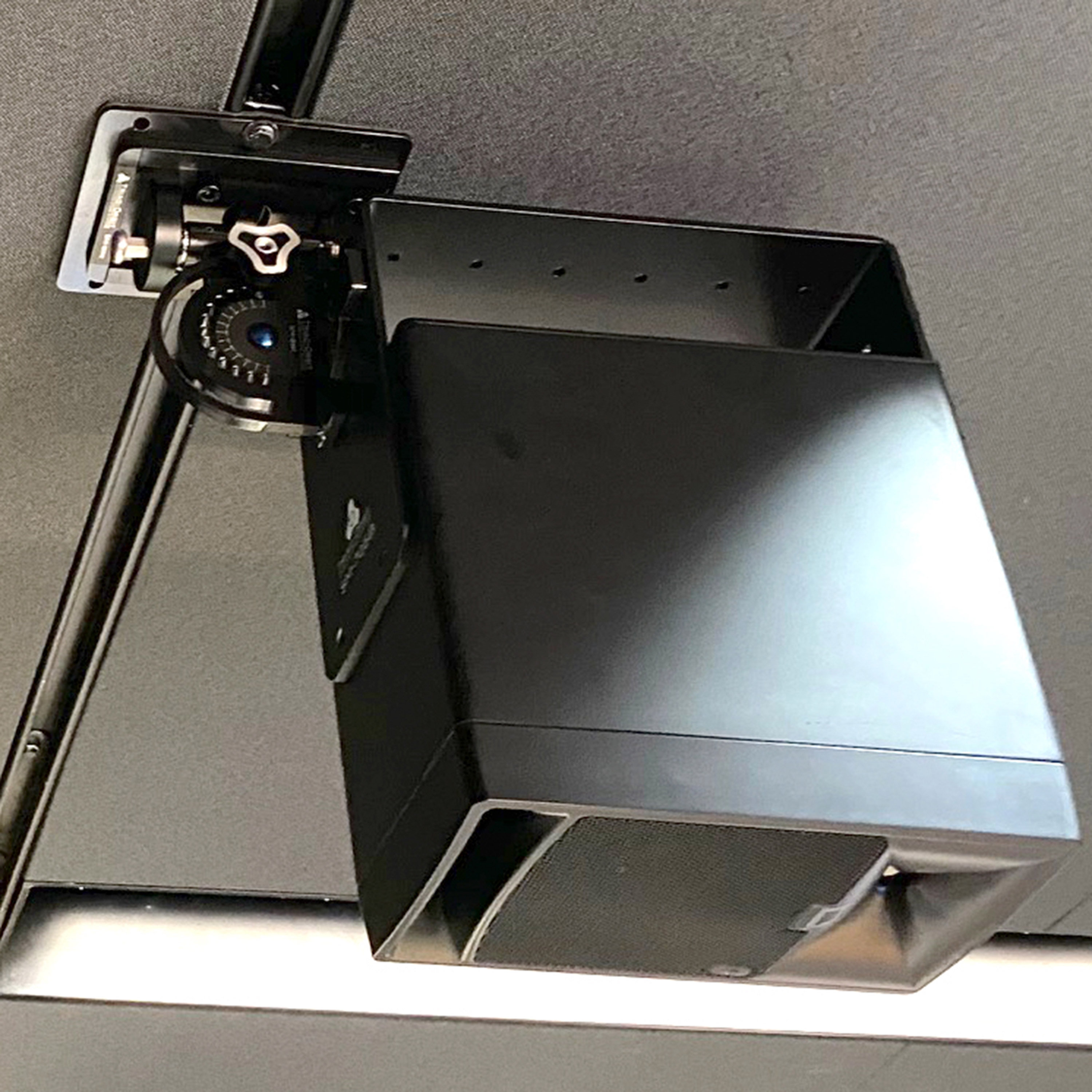 Triad-Orbit SM-708B Speaker Mounting Bracket for JBL 708P - Accessoires ...