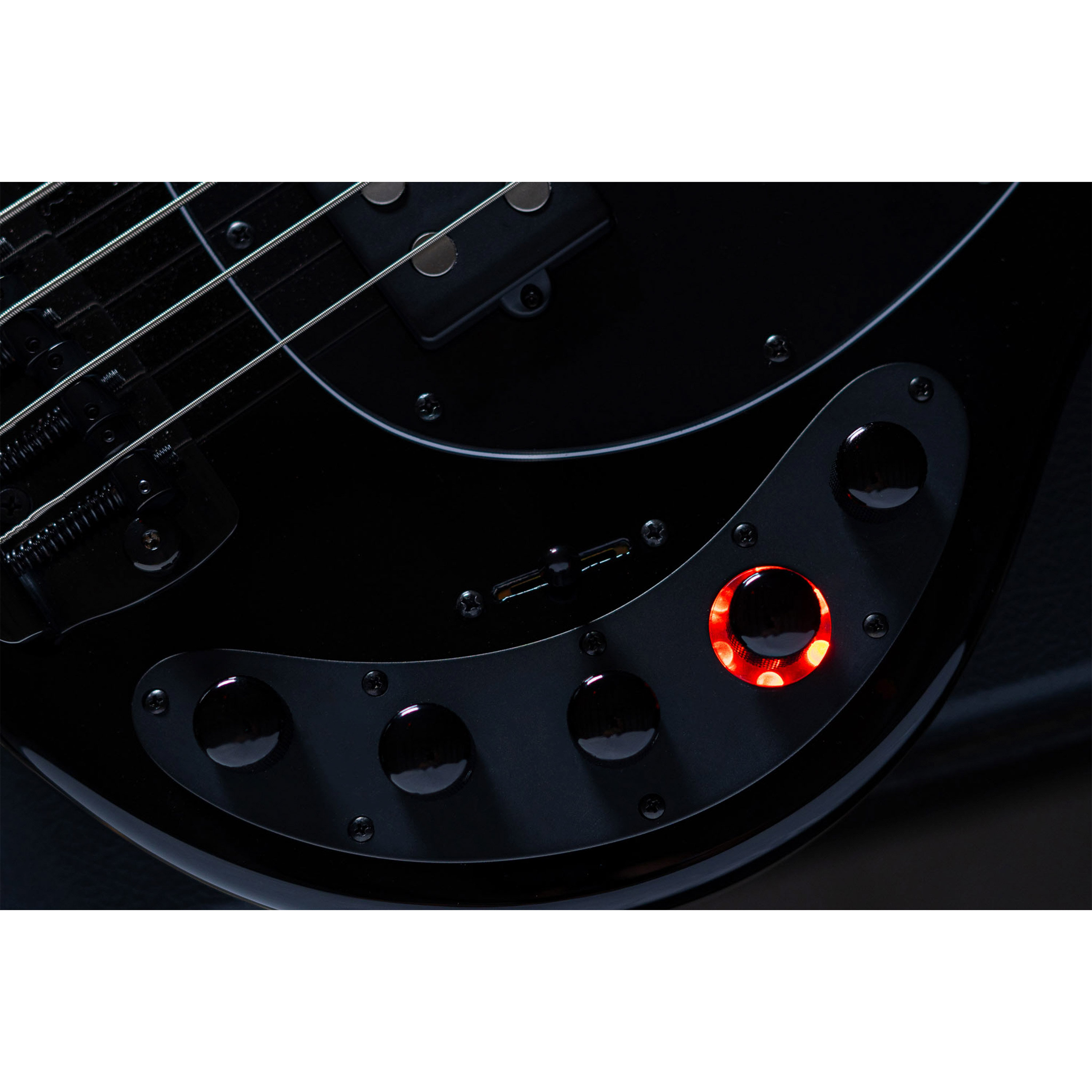 Sterling by Music Man DarkRay - Basse électrique SonoVente.com