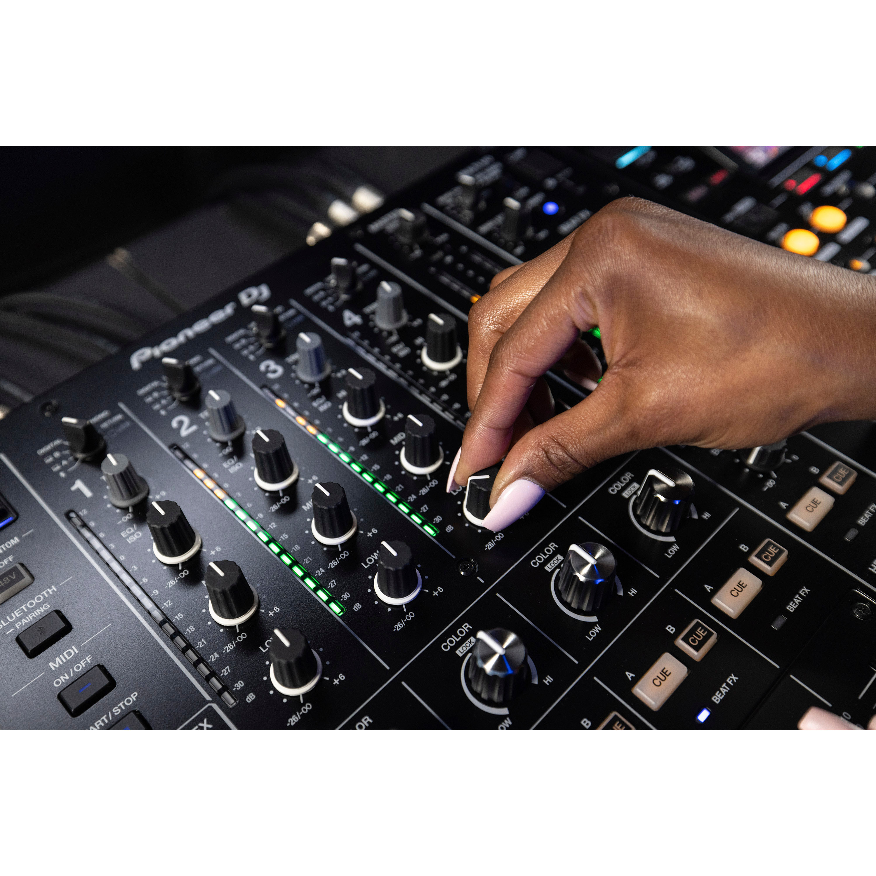 Pioneer DJ Pack DJM-A9 + DeckSaver - Table de mixage DJ SonoVente.com