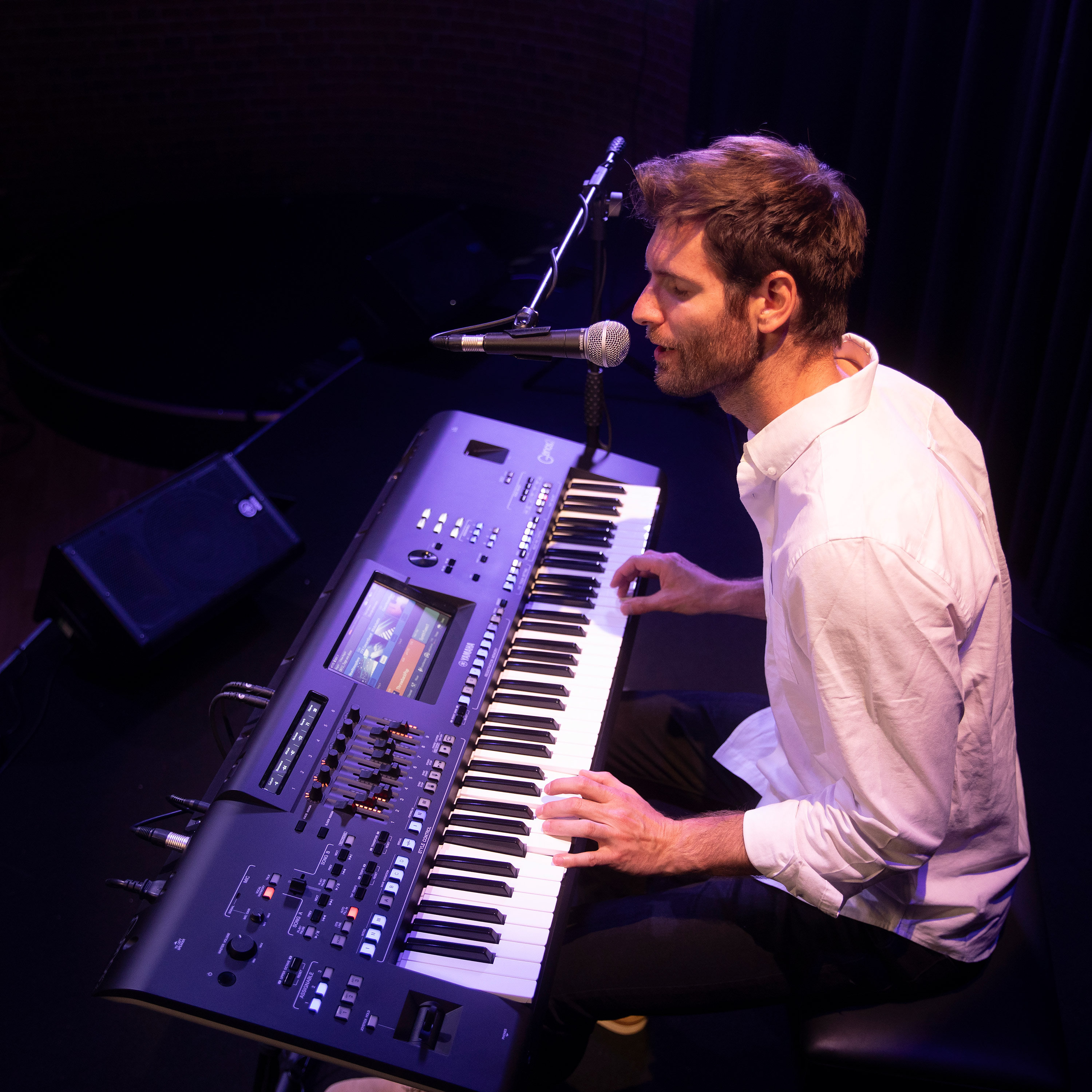 Yamaha Genos 2 - Clavier toucher dynamique SonoVente.com