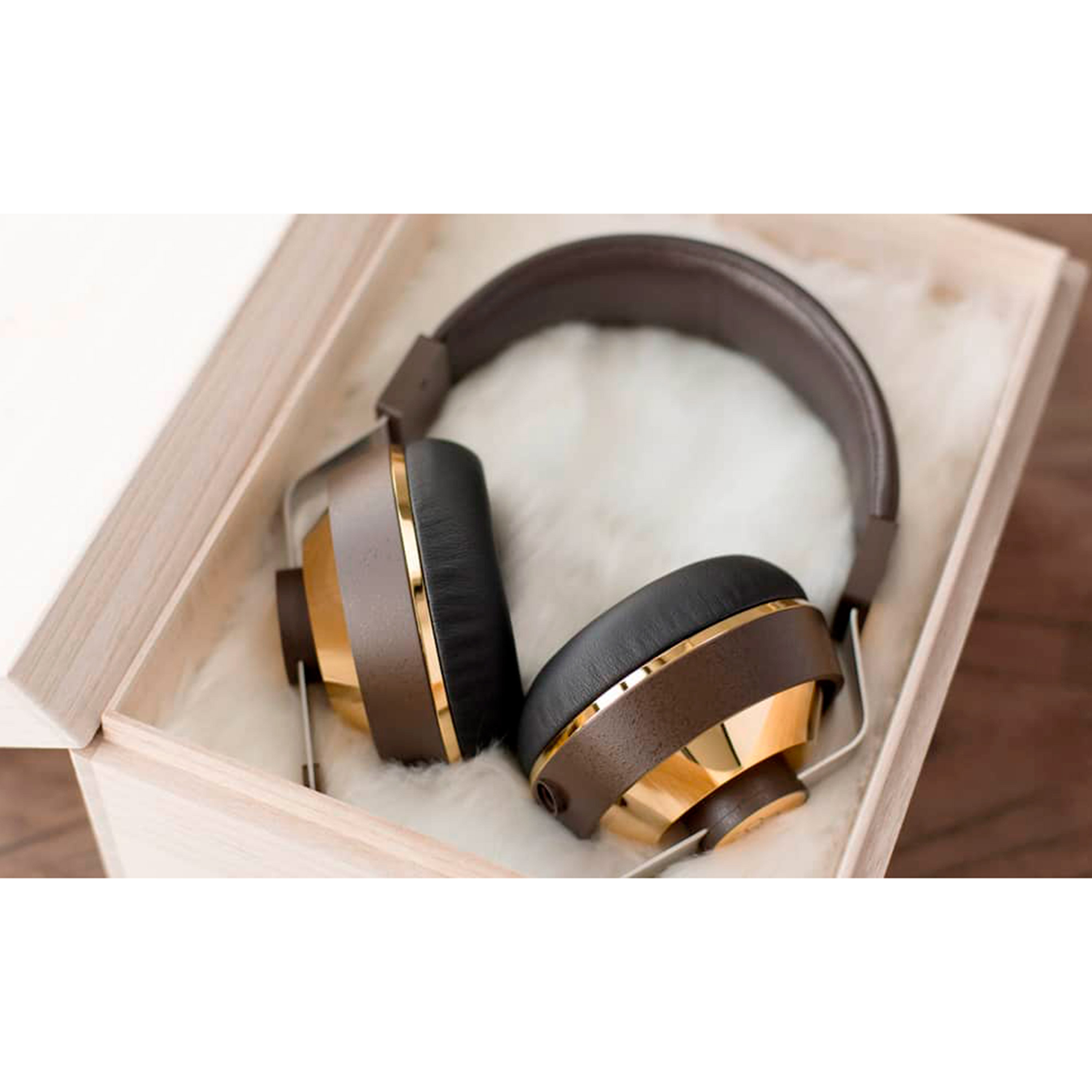 Final Sonorous VIII - Casque sono / studio SonoVente.com