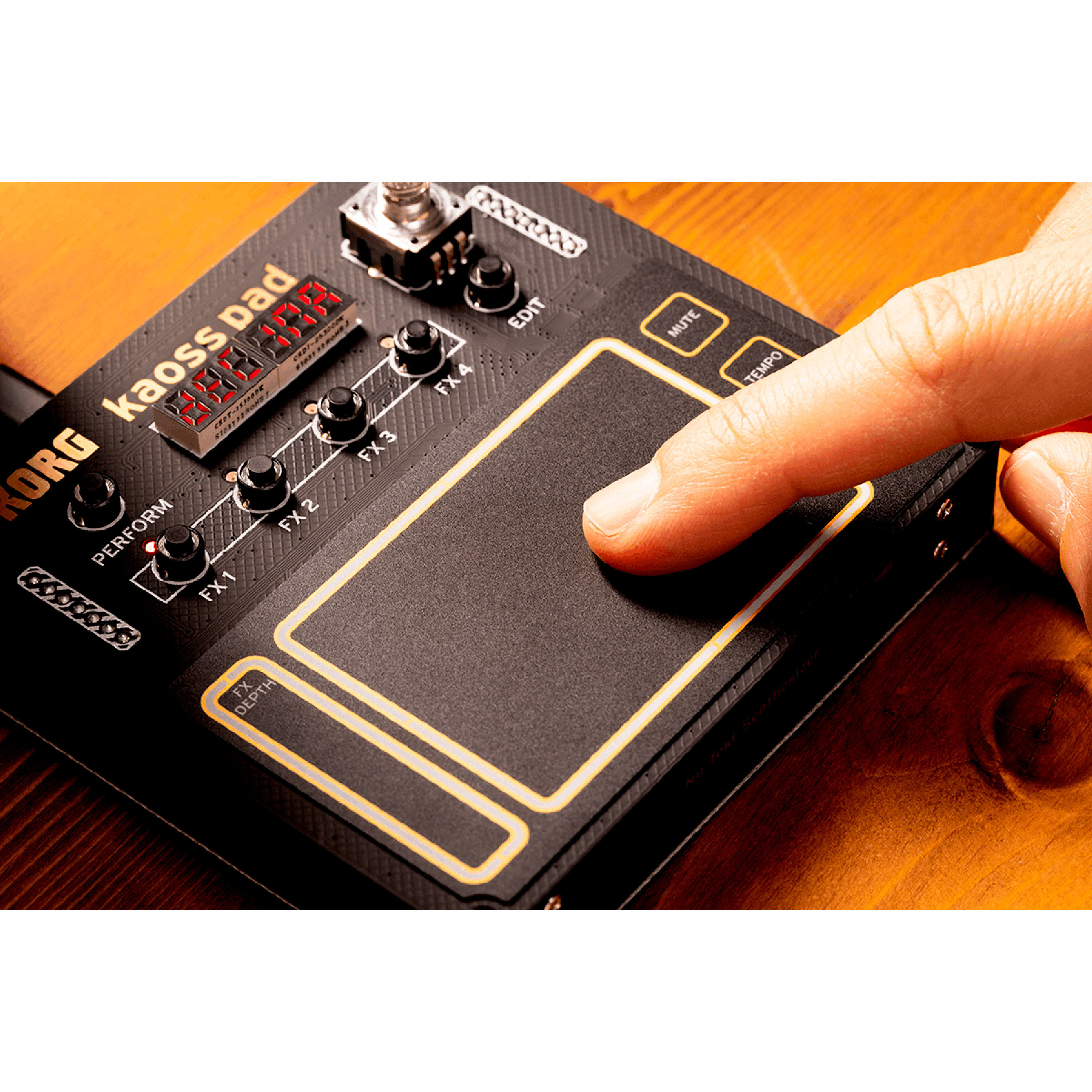 Korg NuTekt NTS-3 Kaoss Pad DIY Digital Kit - Synthétiseur SonoVente.com