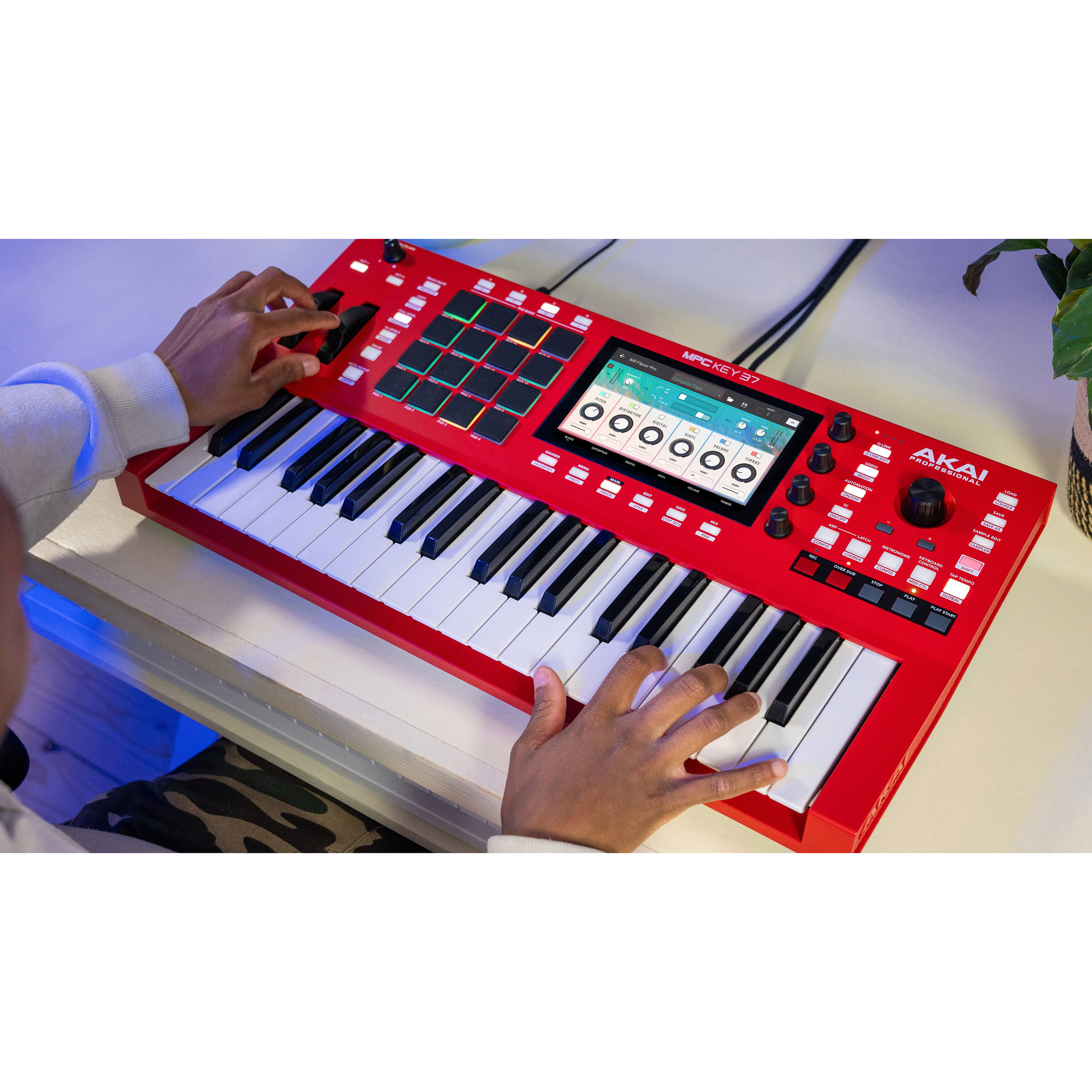 Akai MPC Key 37 - Synthétiseur SonoVente.com