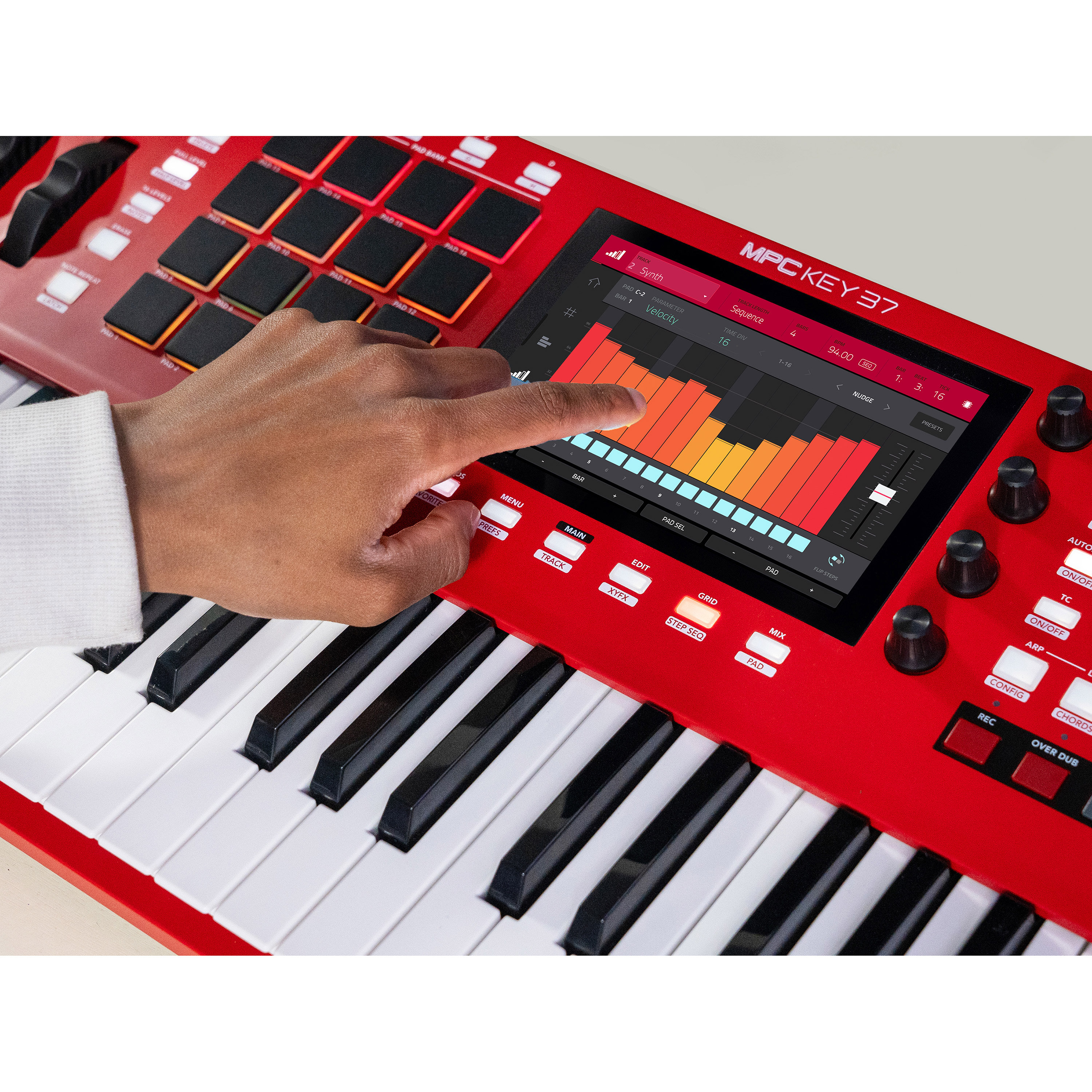 Akai MPC Key 37 - Synthétiseur SonoVente.com