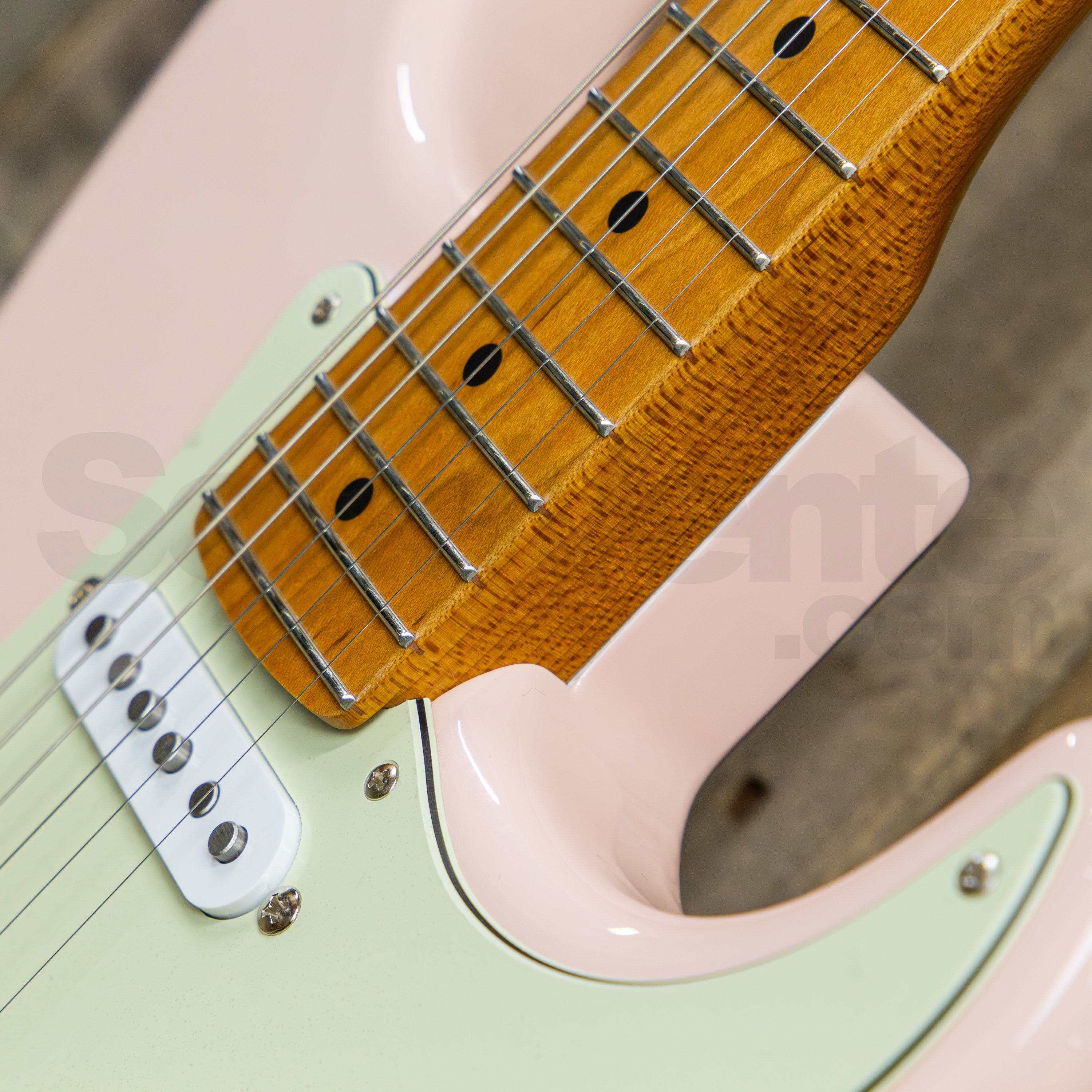 Fender FSR Hybrid II Strat Roasted Shell Pink GP-21 - Guitare forme ST ...