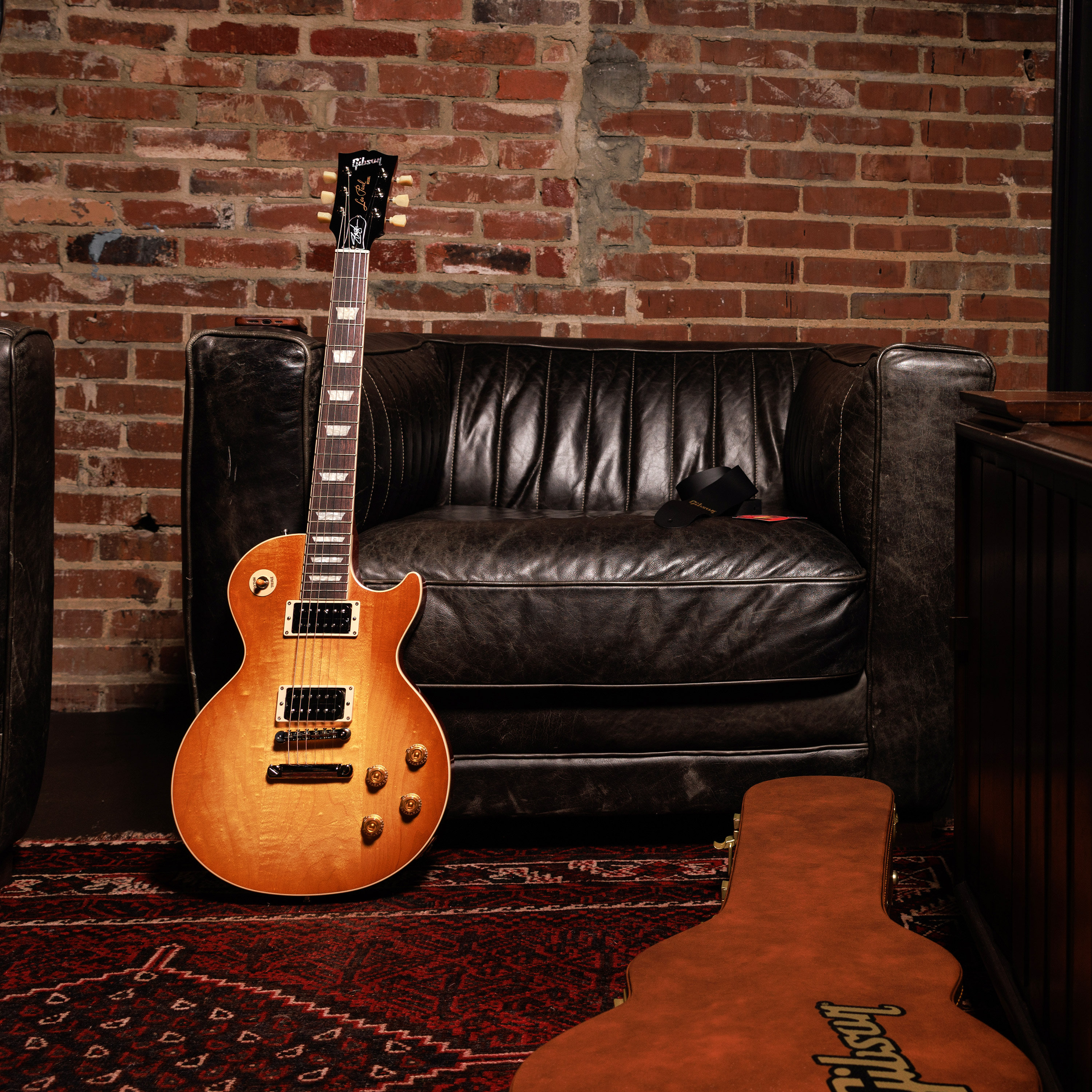 Gibson Slash Jessica Les Paul Standard Honey Burst/Red Back - Guitare ...