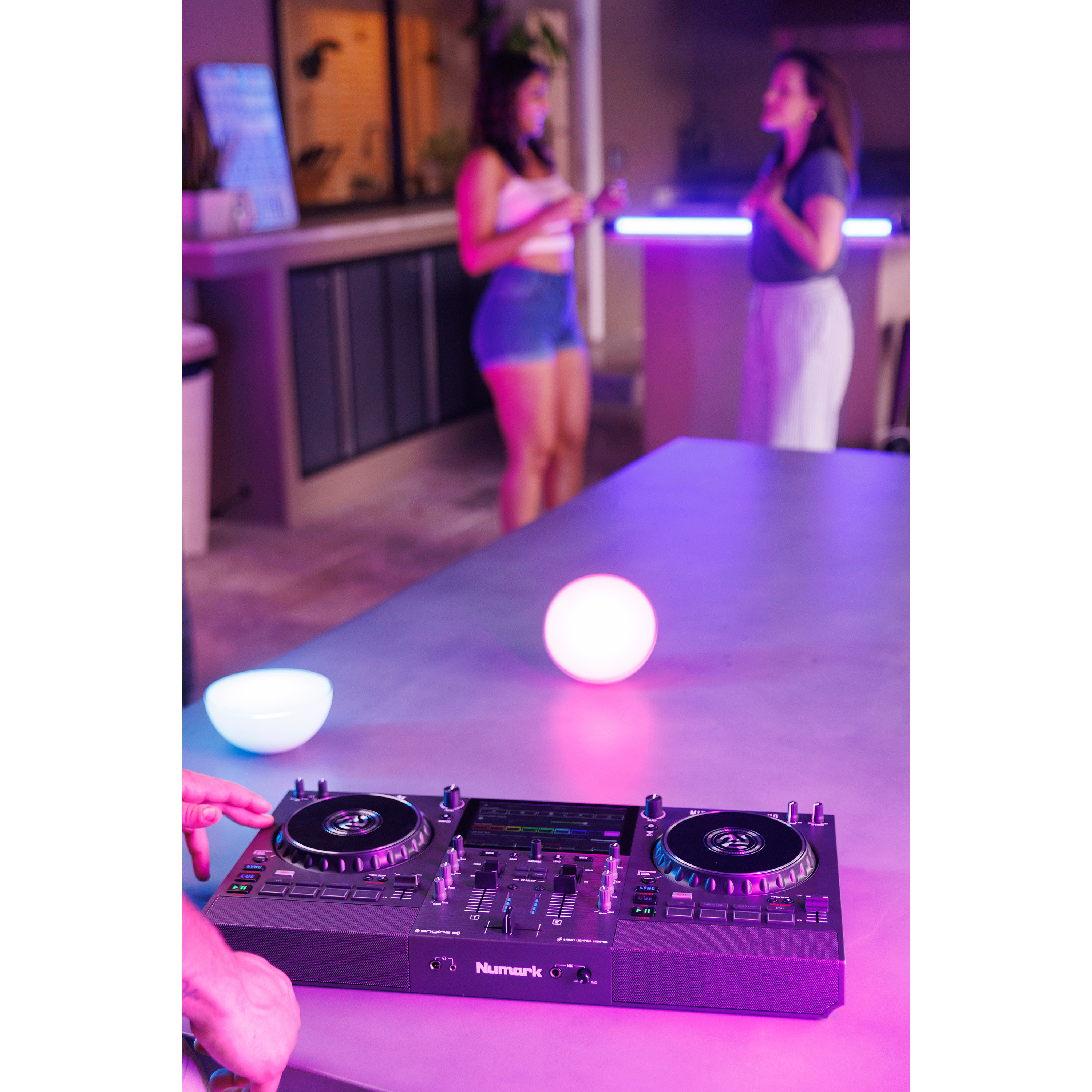 Numark Pack Mixstream Pro Go + Sac à Dos DJ Bag - Contrôleur DJ ...